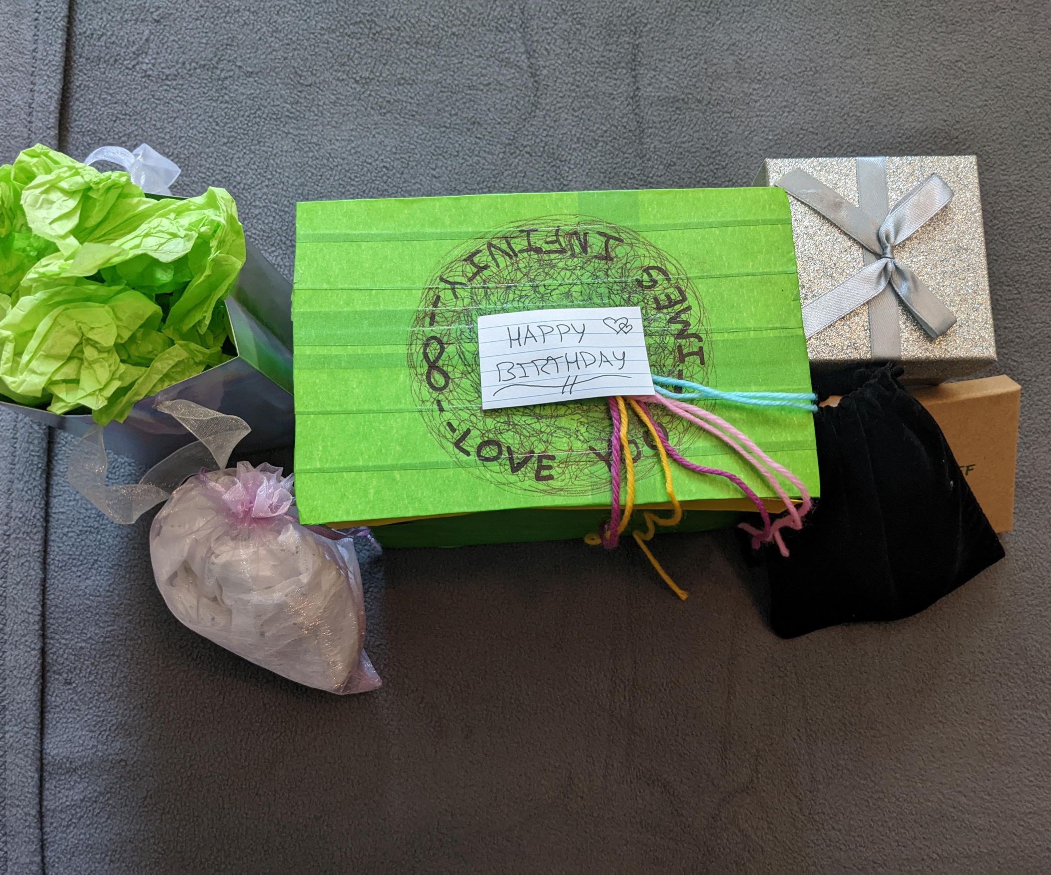 DIY Gift Box : 10 Steps - Instructables