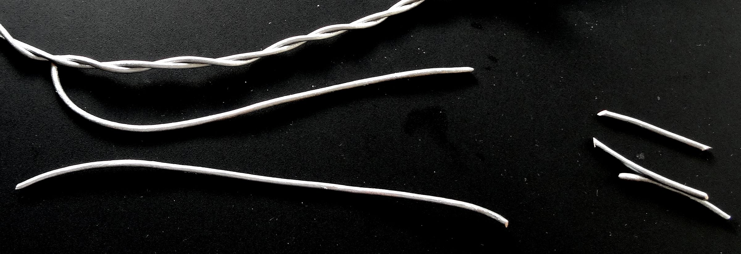 How to Make Fake Barbed Wire With Leather : 4 Steps (with Pictures ...