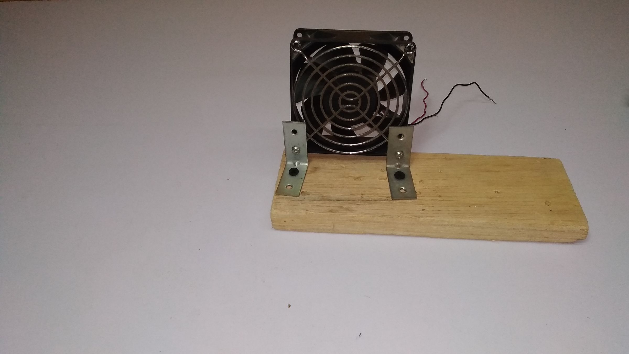 Soldering Stand Upgrade With Fan and Light : 3 Steps - Instructables