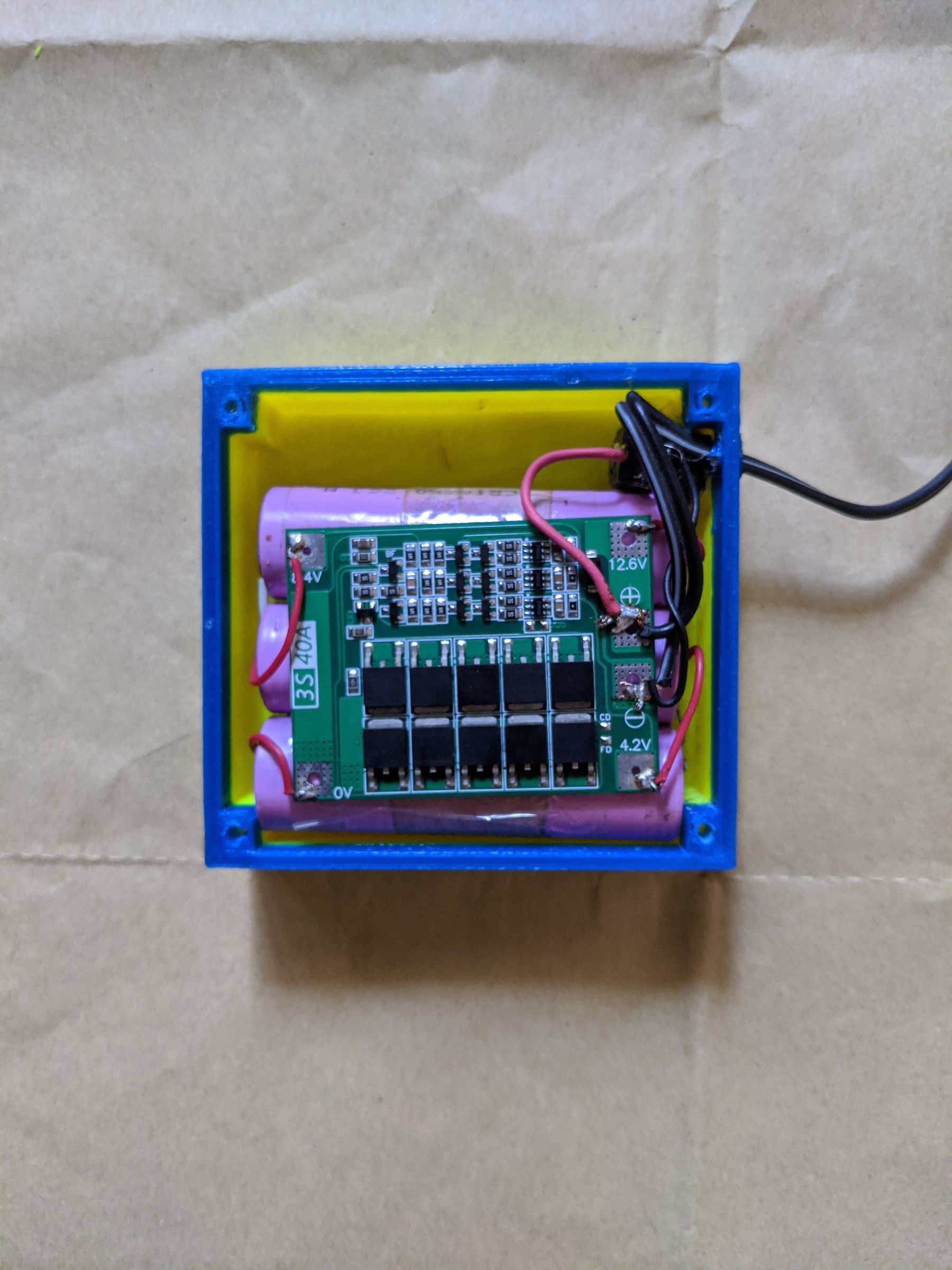 DIY UPS for WiFi Router : 4 Steps (with Pictures) - Instructables