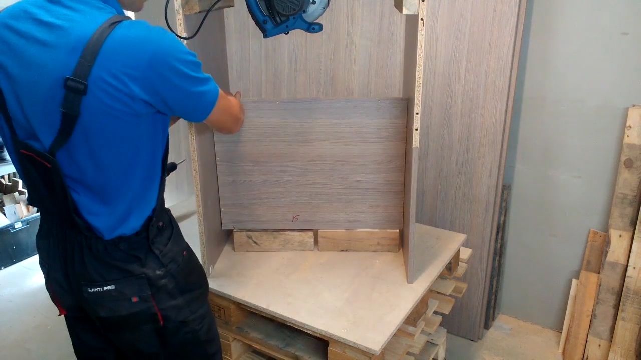 How to Make a Homemade Table Saw With Circular Saw : 6 Steps (with ...
