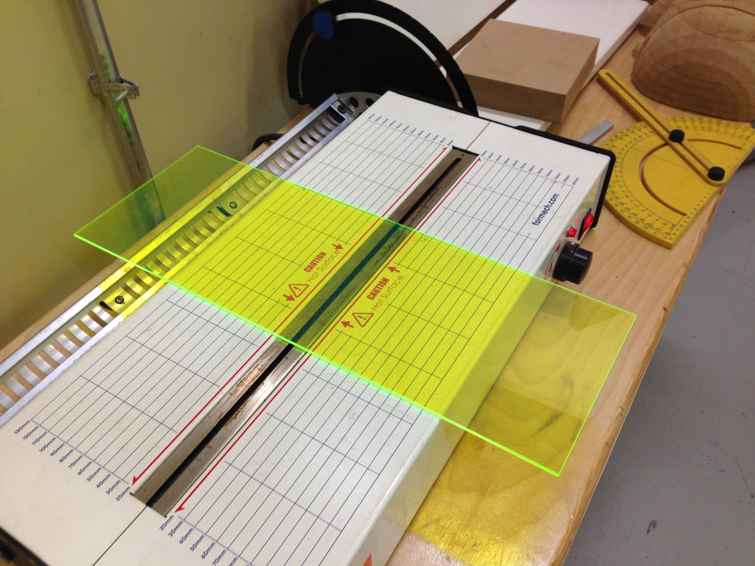 Acrylic Breadboard Case - Instructables
