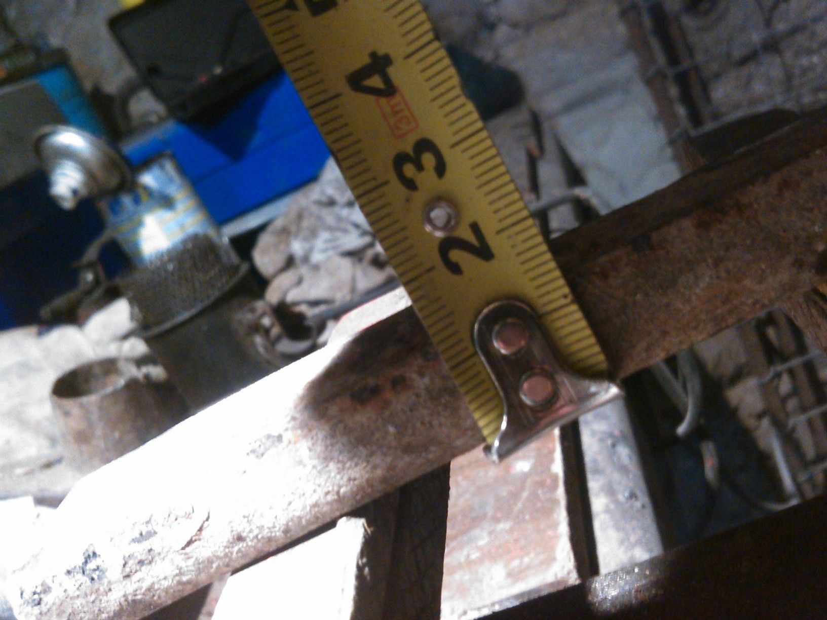 Wedge and Feathers for Rock Splitting (or Plug and Feather) : 8 Steps ...