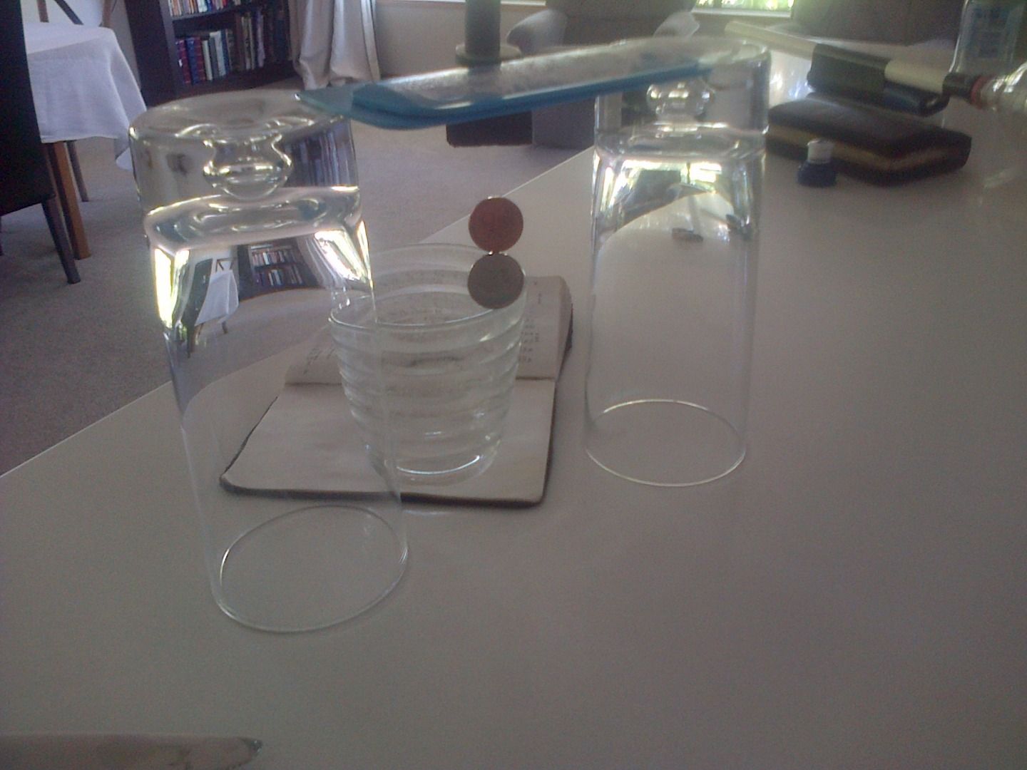 AMAZING GRAVITY-DEFYING COIN TRICK! : 4 Steps (with Pictures ...