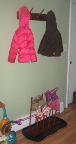 Coat Rack and Mitten Stand From Old CD Rack : 7 Steps - Instructables