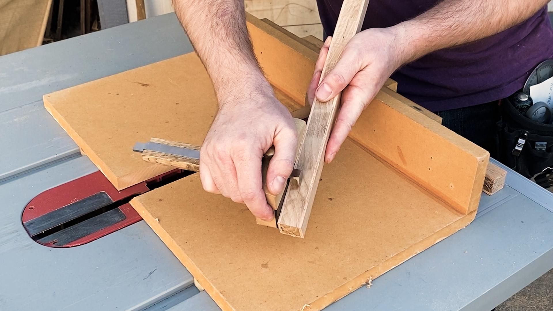 DIY Frame to Stretch Canvas : 16 Steps (with Pictures) - Instructables