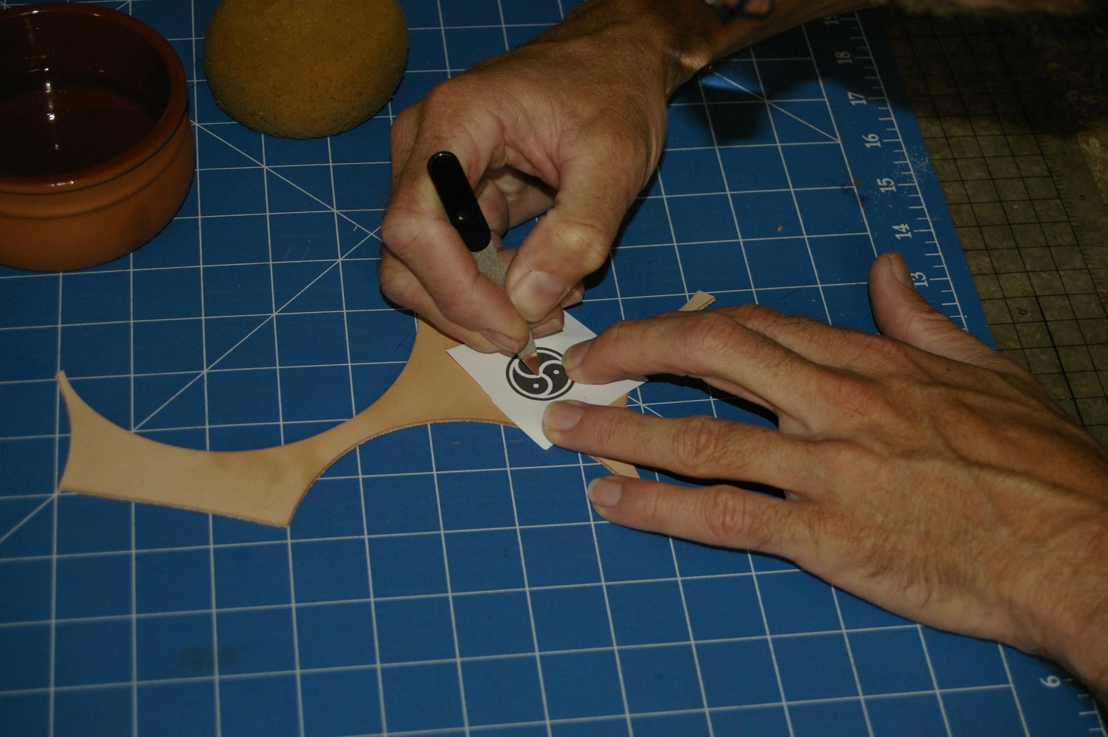Homemade or Makeshift Tools to Make a Leather Pendant : 13 Steps (with ...
