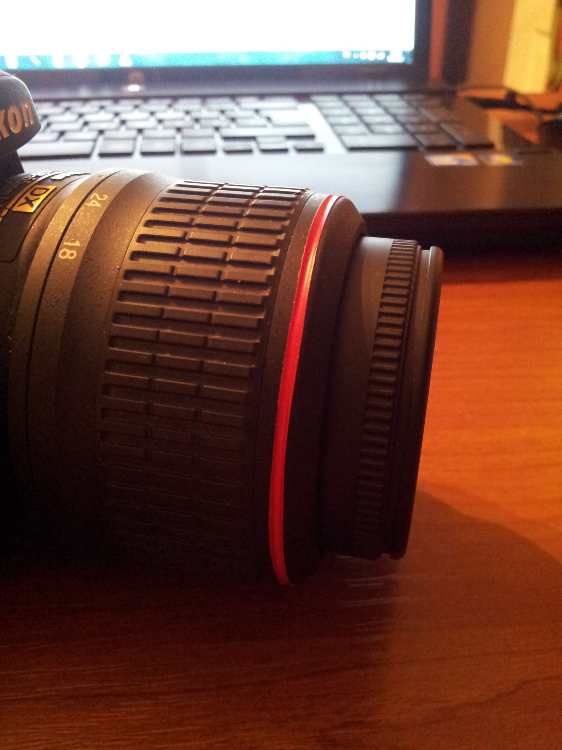 DIY Canon L Lens Red Ring : 4 Steps - Instructables