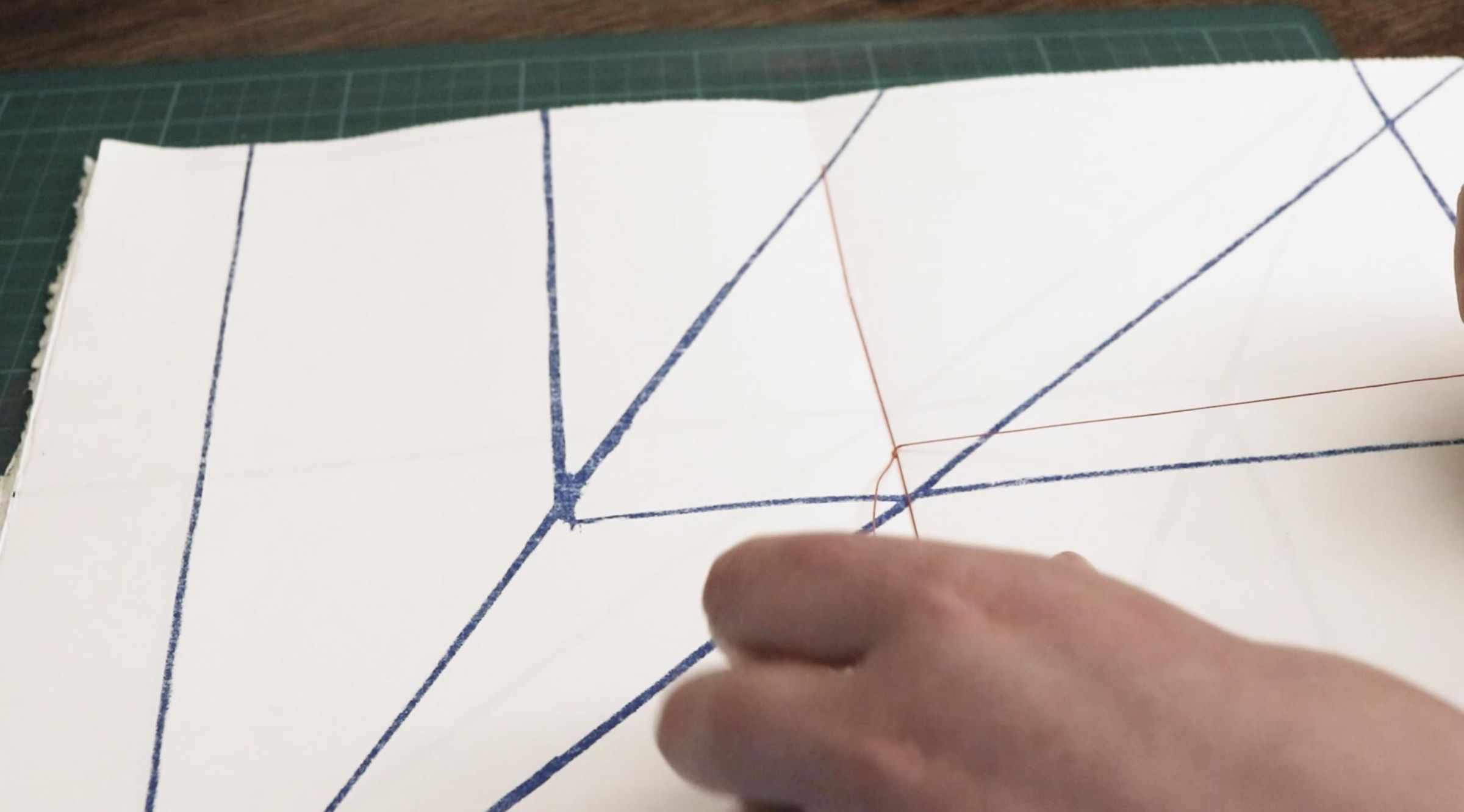 Make a Pamphlet Stitch Sketchbook : 8 Steps (with Pictures) - Instructables