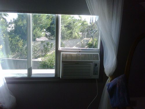 Installing A/C Unit Inside of a Horizontally Sliding Window. : 4 Steps ...