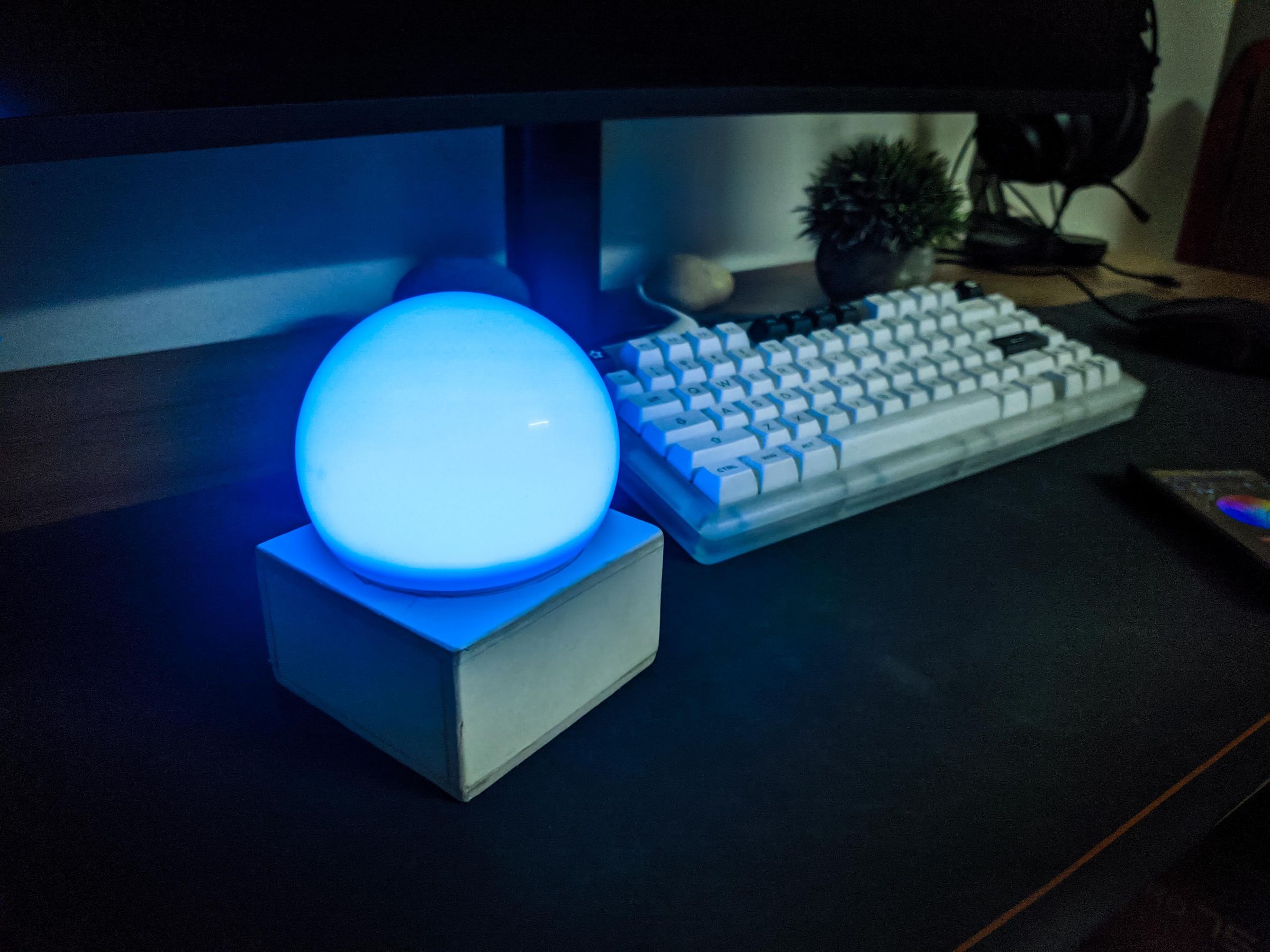 MAGIC LED BALL (Desk Showpiece) : 8 Steps (with Pictures) - Instructables
