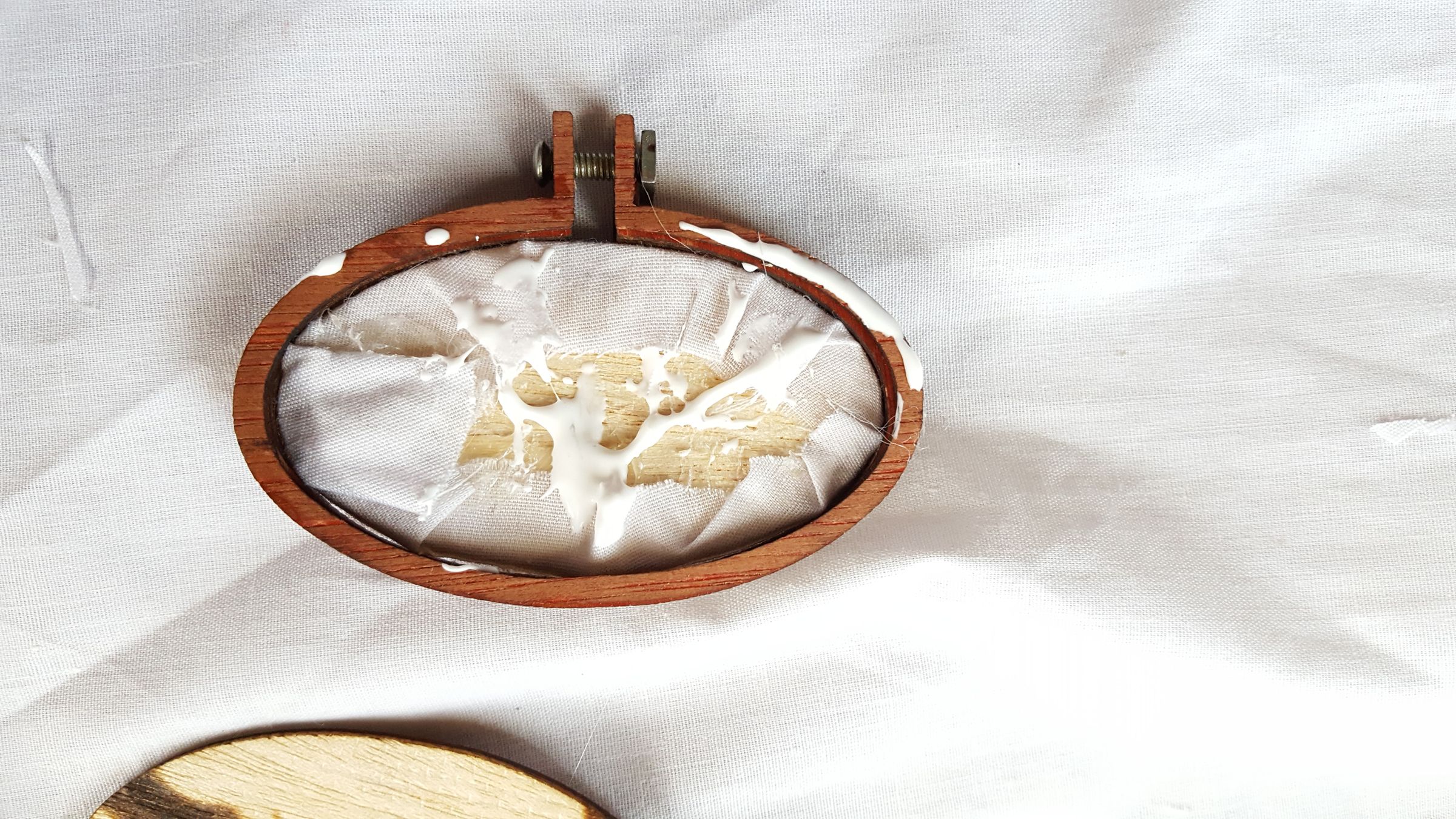 Pocket Sized Embroidery Hoop. : 5 Steps (with Pictures) - Instructables