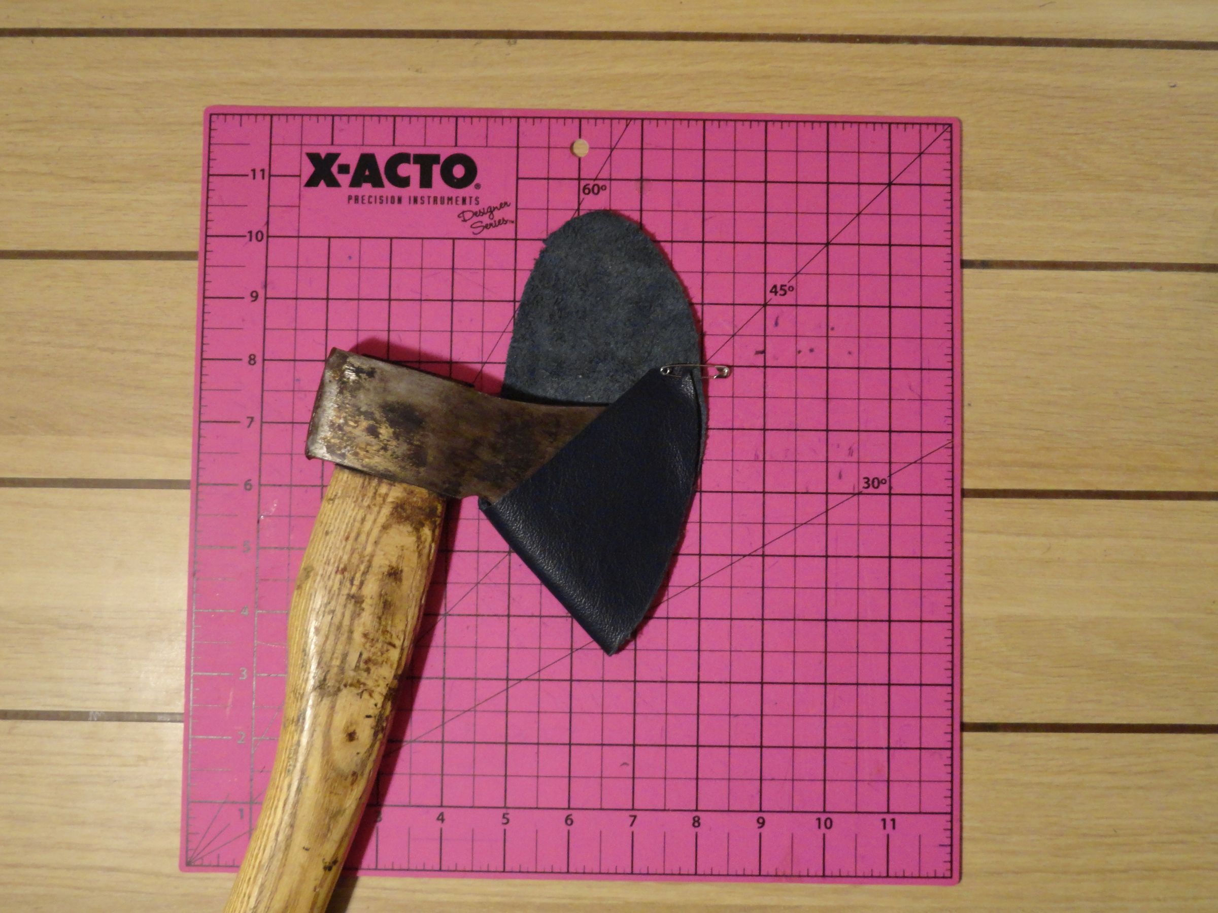 Leather Hatchet Sheath : 9 Steps (with Pictures) - Instructables