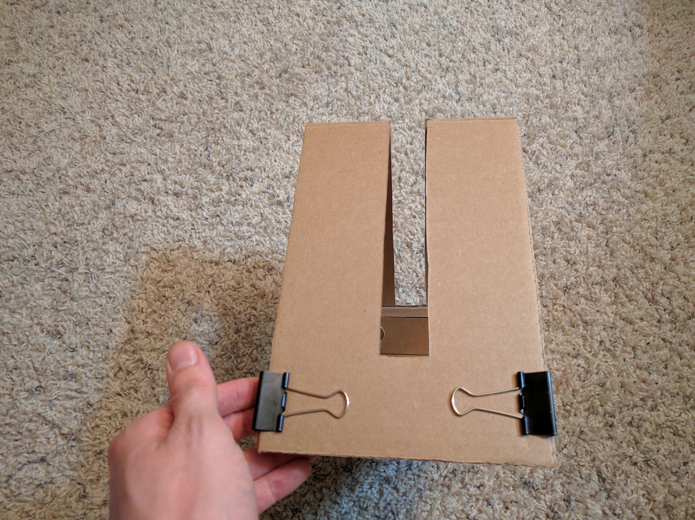 Cardboard Laptop Dock : 4 Steps (with Pictures) - Instructables