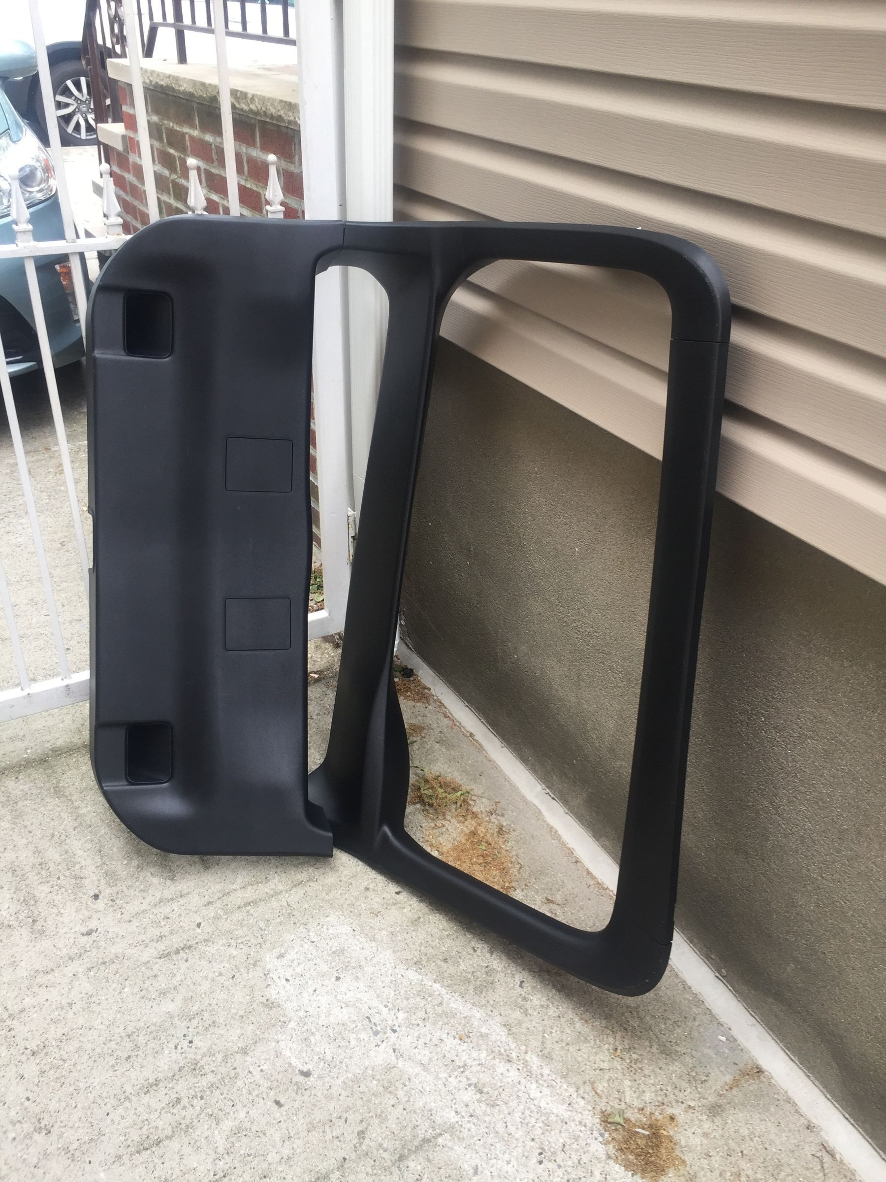 Hack Your Prius Rear Emblem (with Pictures) Version 1 : 5 Steps (with ...