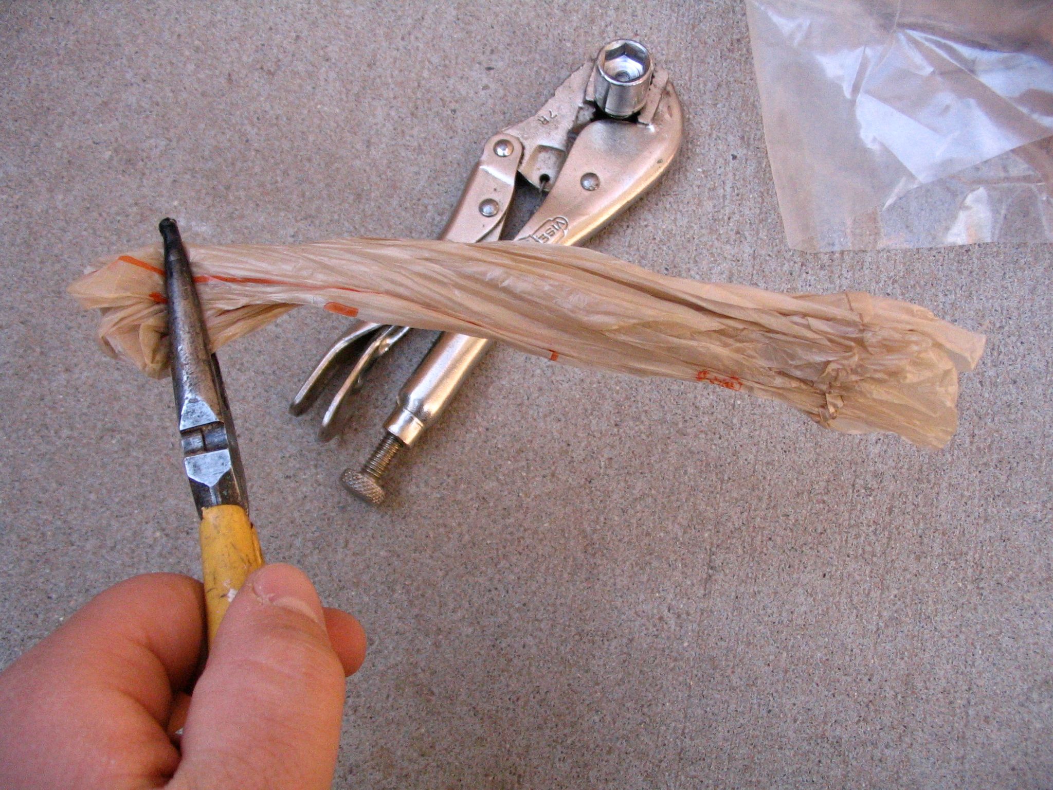 Plastic Molding With Grocery Bags : 4 Steps - Instructables