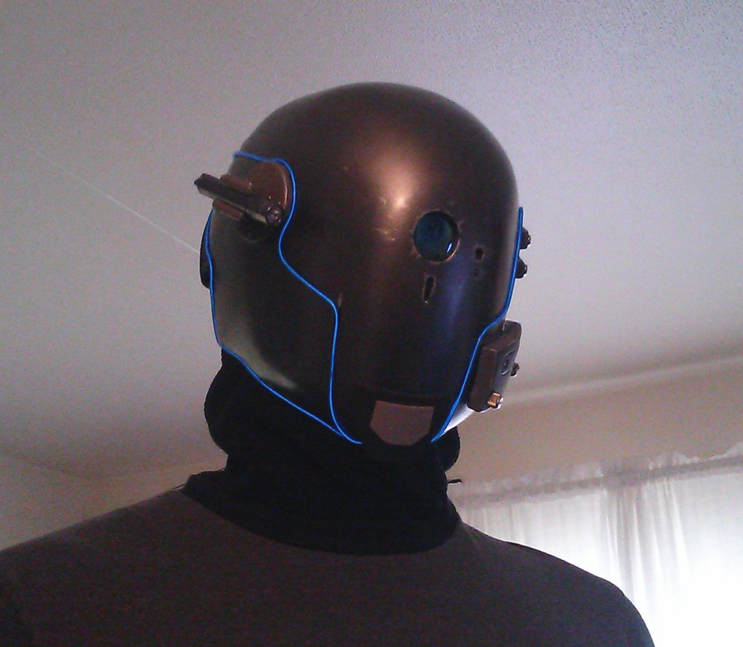 How to Make a Tron/Rave Helmet! : 7 Steps (with Pictures) - Instructables