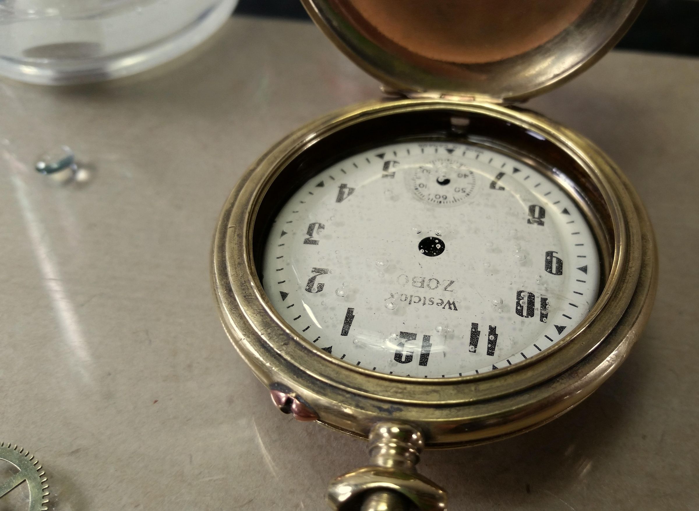 Transform an Old Broken Pocket Watch Into a Beautiful Trinket! : 11 ...