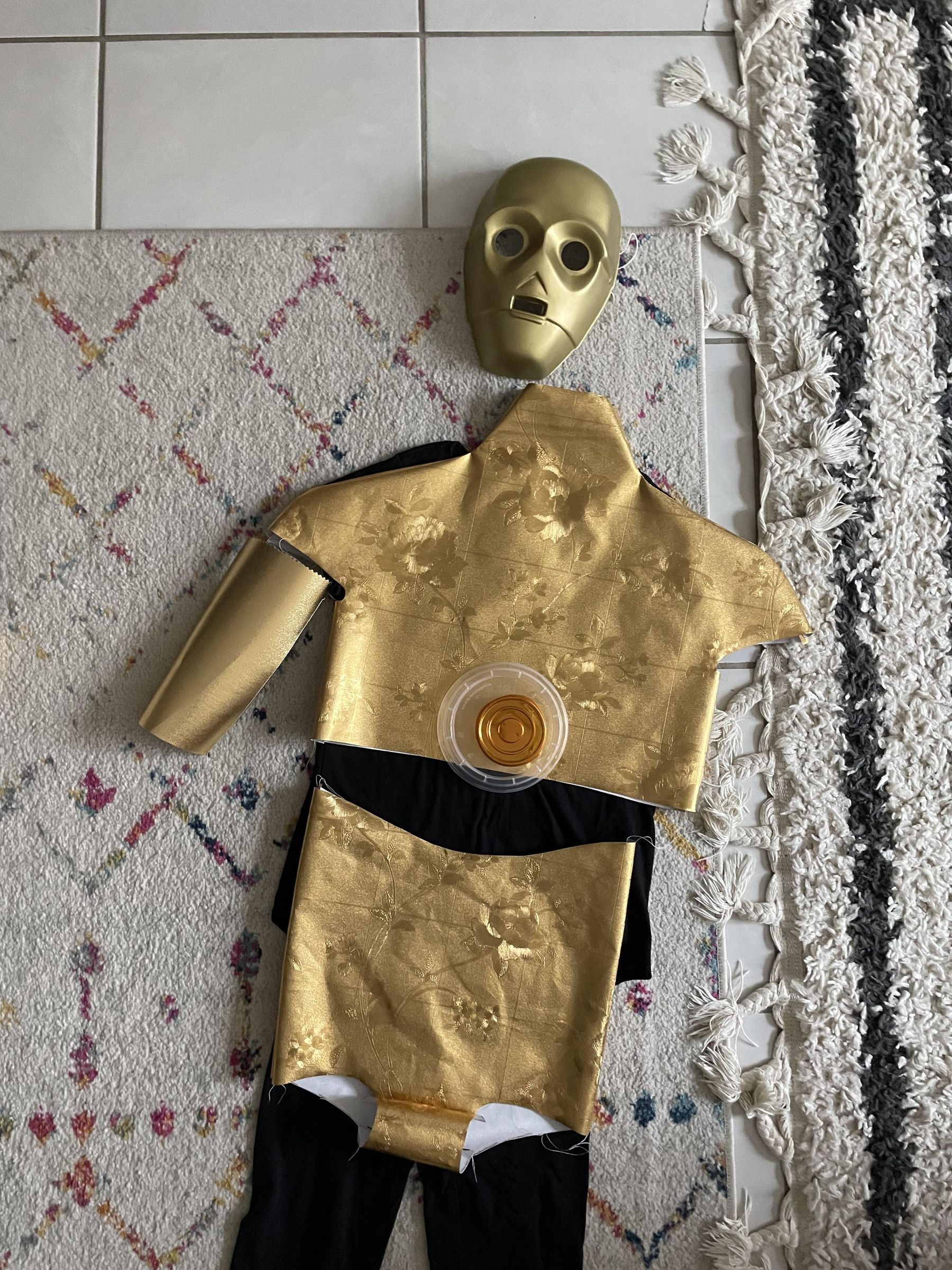 Star Wars C-3PO Costume for Child : 7 Steps (with Pictures) - Instructables