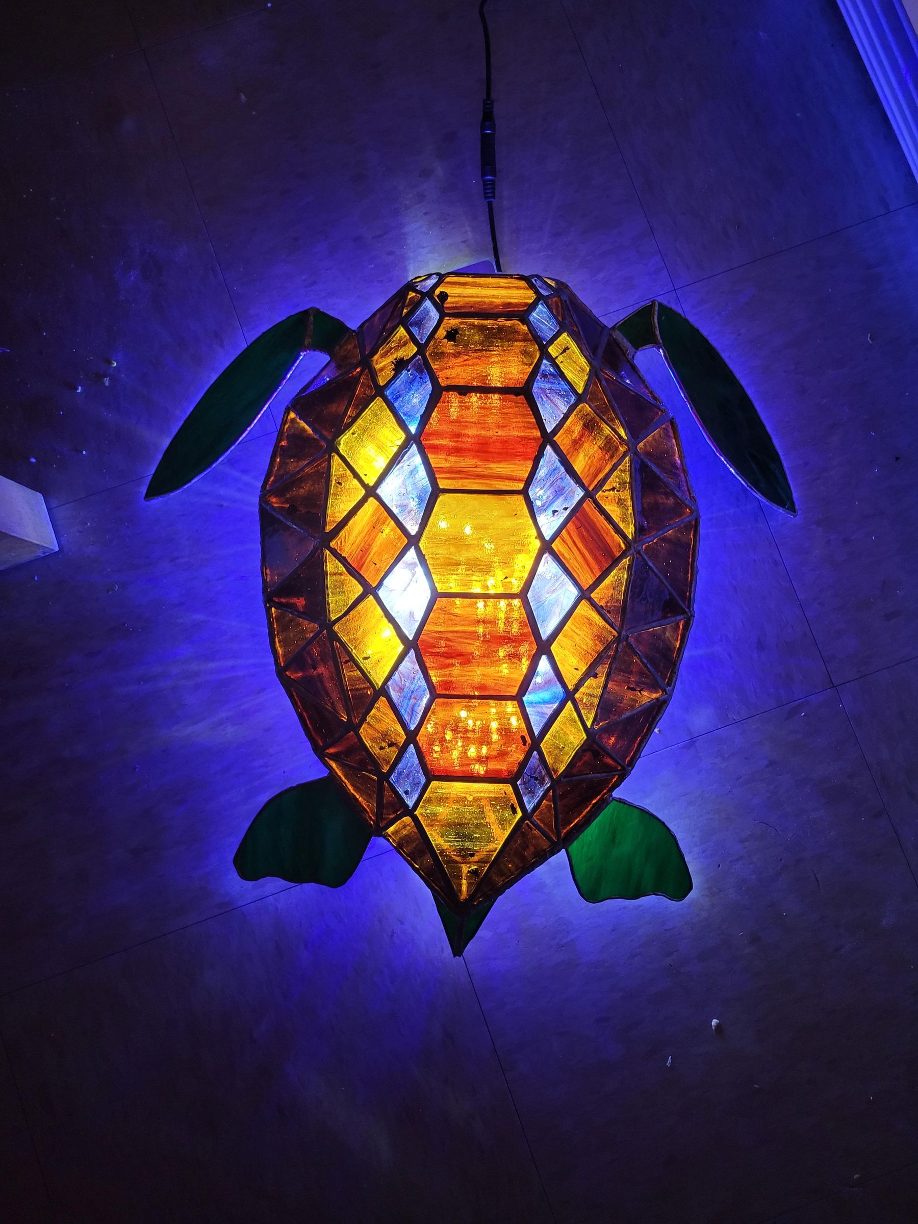 Stained Glass Sea Turtle Lamp : 27 Steps (with Pictures) - Instructables