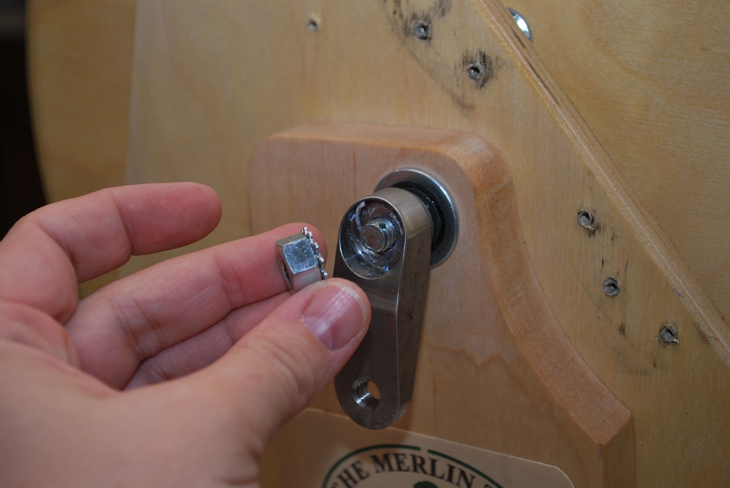Merlin Tree Spinning Wheel Dis-assembly and Re-Assembly : 9 Steps (with ...