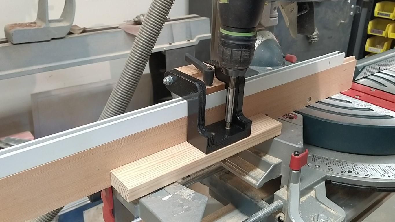 Flip Stop for a Miter Saw : 5 Steps (with Pictures) - Instructables