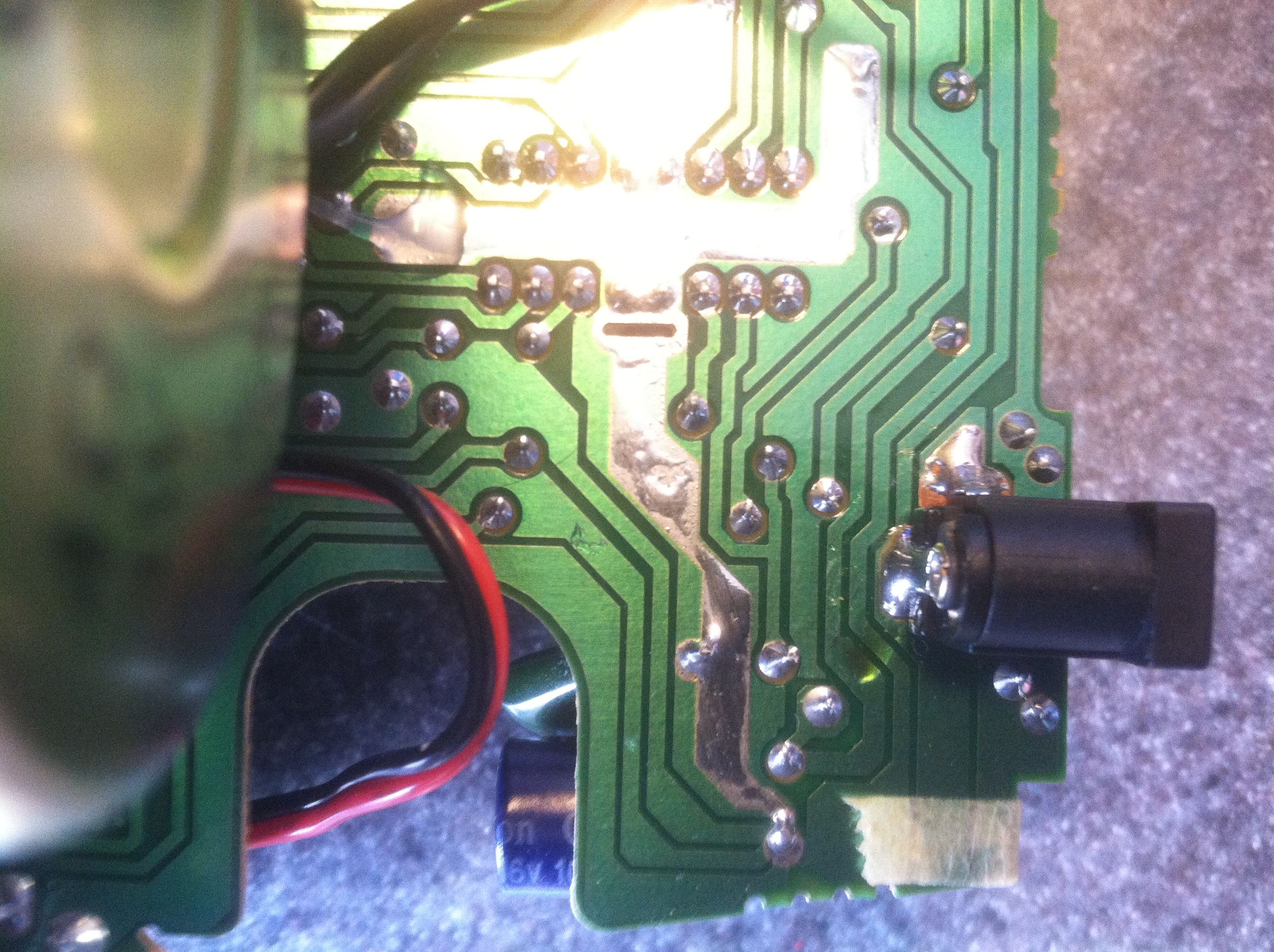 Make a Mini Practice Electric Guitar Amp for Free (almost) : 5 Steps ...