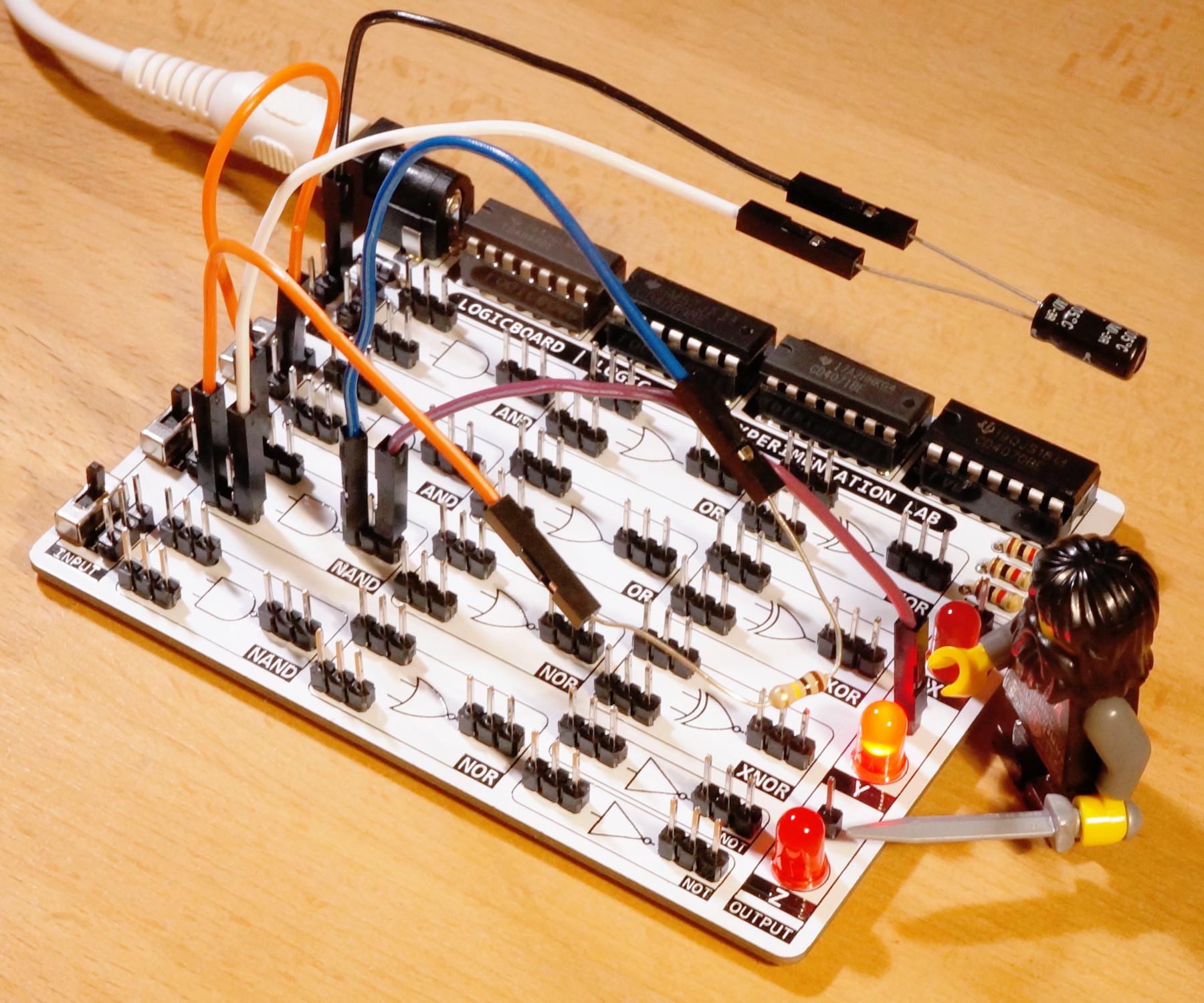 Making an Oscillator With LogicBoard From MH-EDU-Electronics : 7 Steps - Instructables