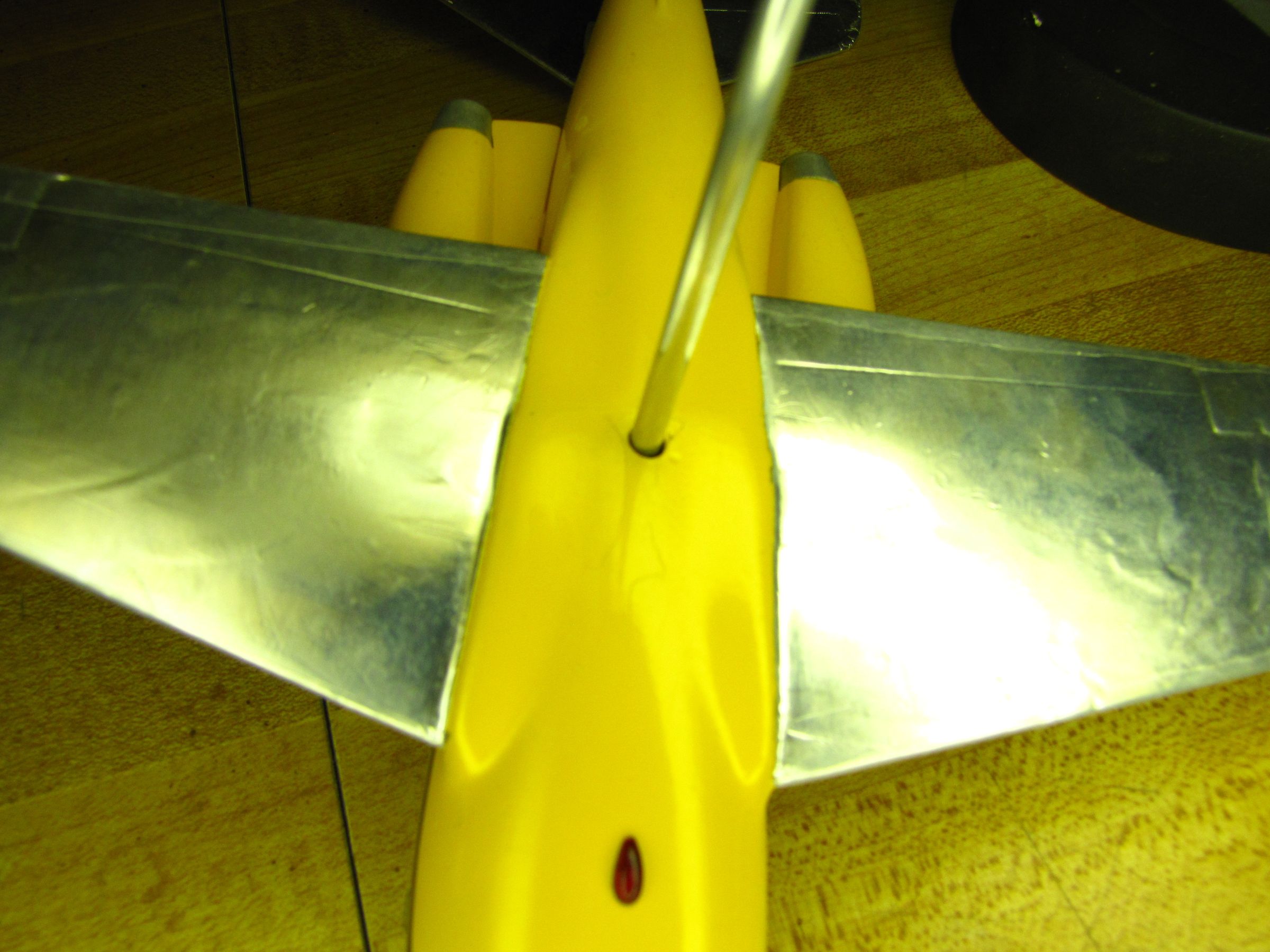 Model Airplane Stand - Presentable and Cheap! : 6 Steps - Instructables