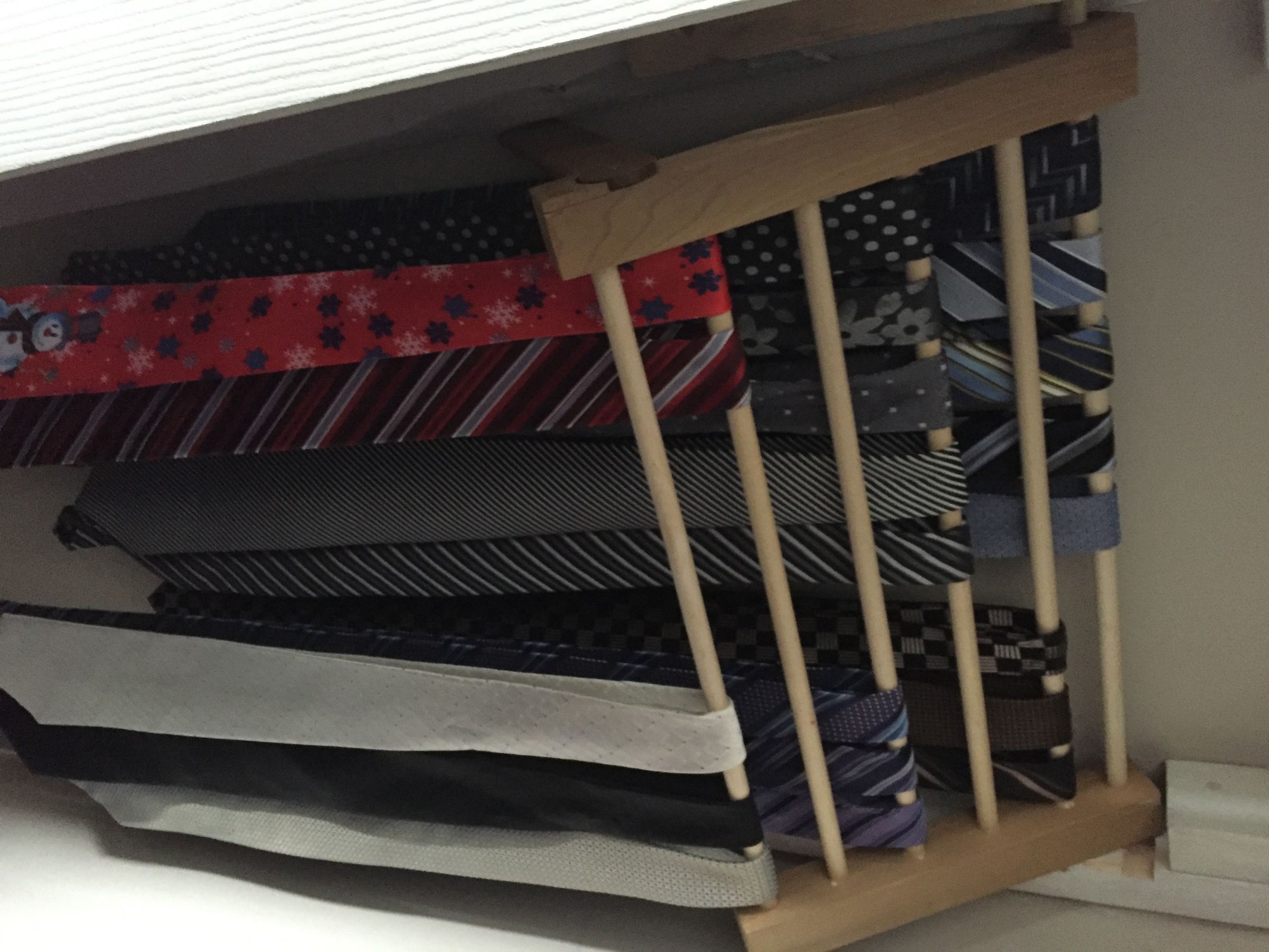 Space Saver Tie Rack : 9 Steps (with Pictures) - Instructables