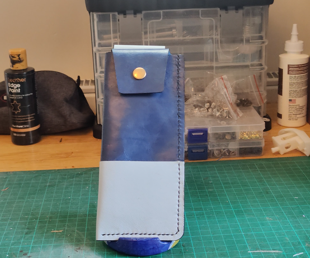 Soft Leather Glasses Carry Case : 11 Steps (with Pictures) - Instructables