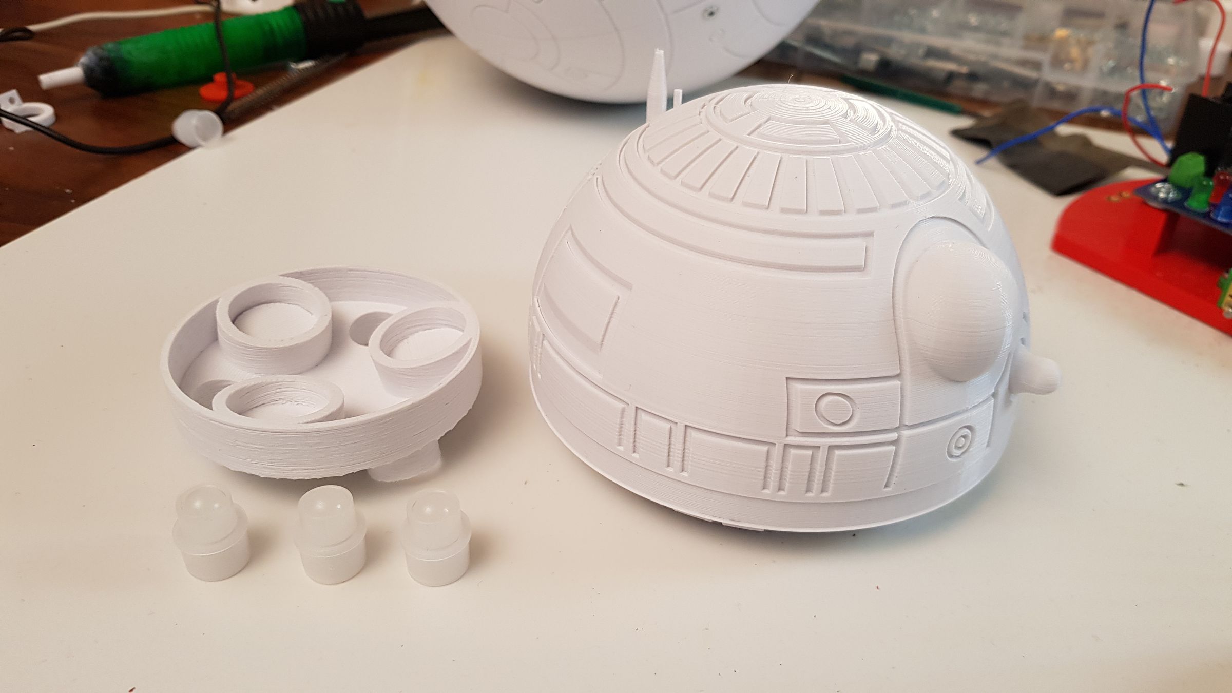 DIY BB8 - Fully 3D Printed - 20cm Diameter First Prototype of Real Size ...