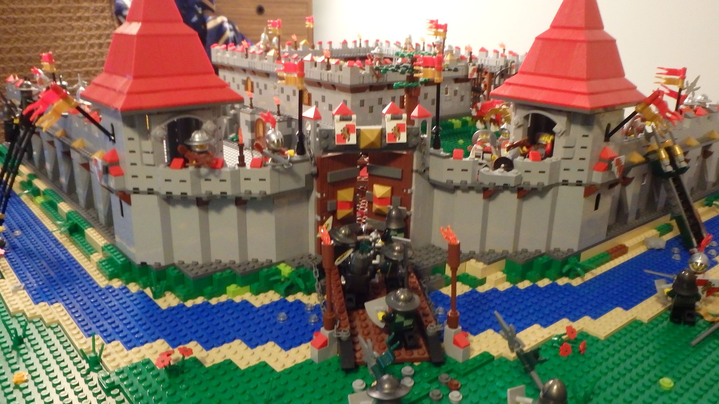 Custom Lego Castle : 14 Steps (with Pictures) - Instructables
