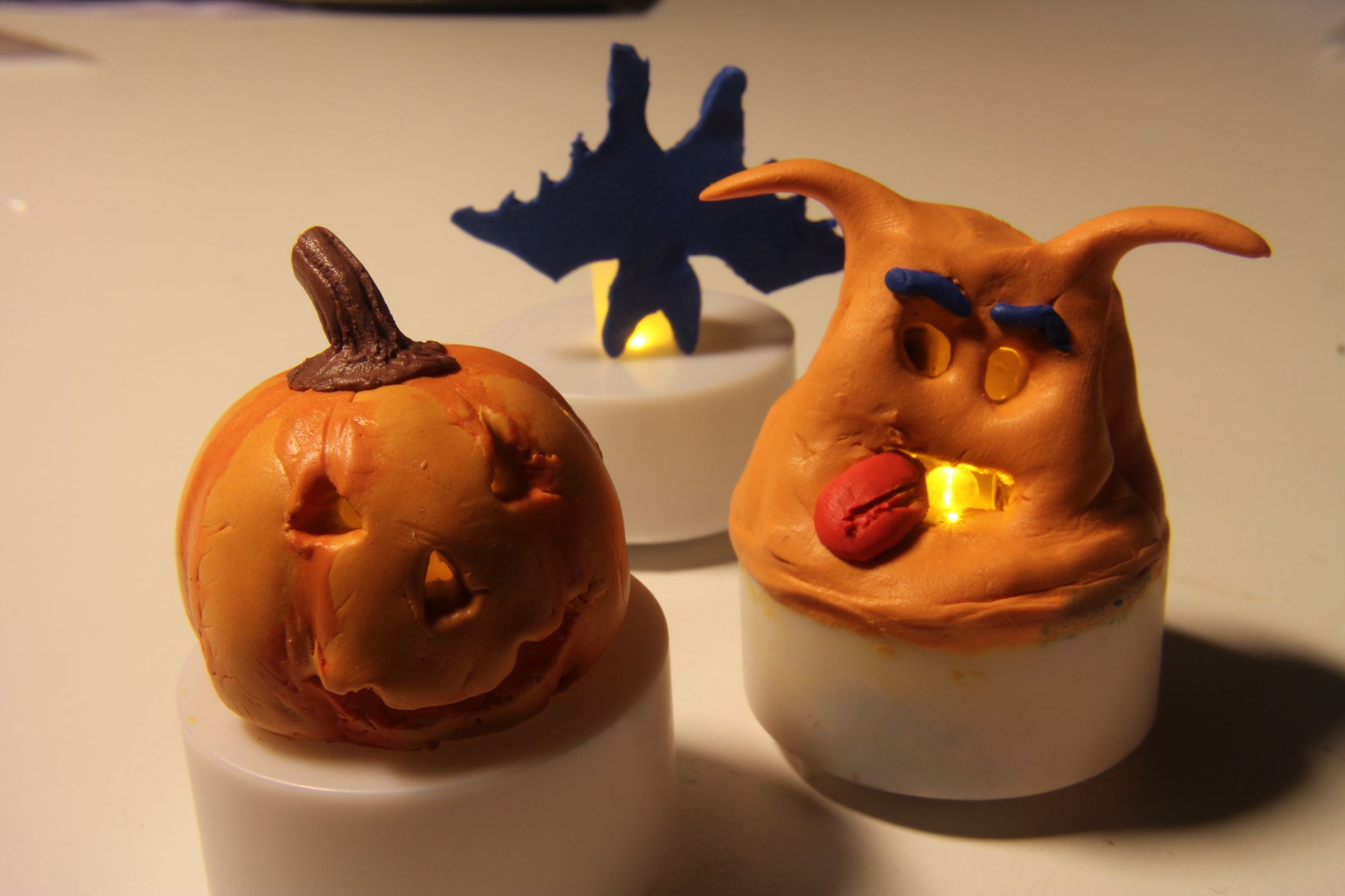 Halloween Sugru Lights : 3 Steps - Instructables