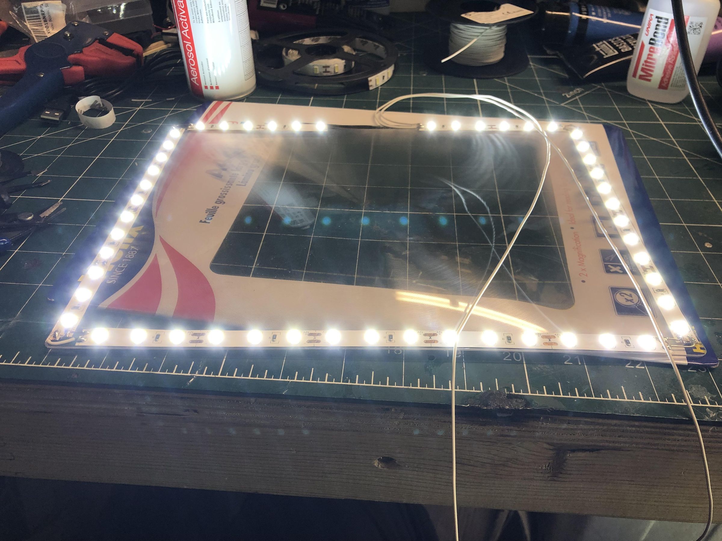 Ultimate Soldering Helping Hands LED Light With A4 Sheet Magnifier ...