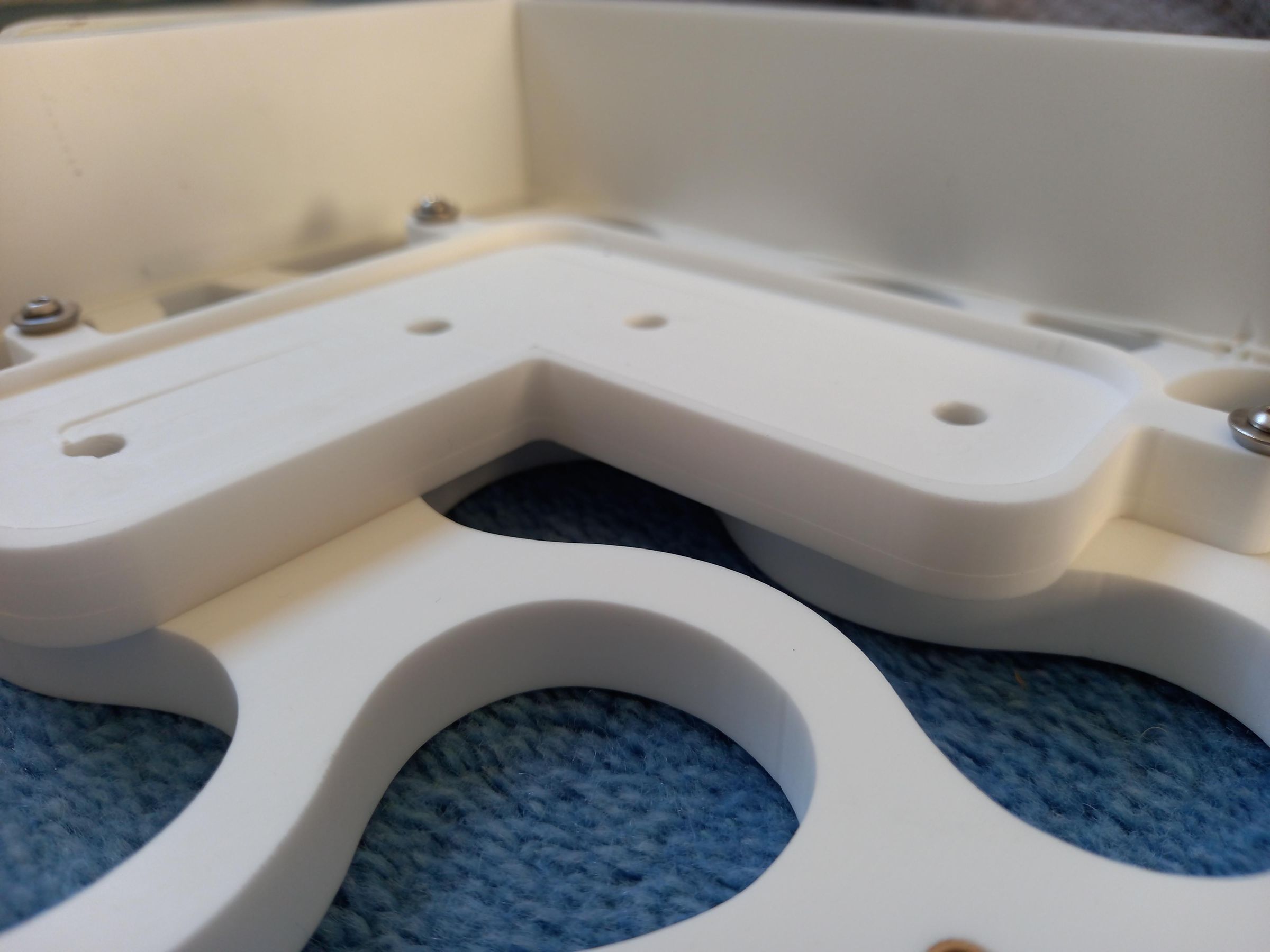Solid Surface Coffee Table : 9 Steps (with Pictures) - Instructables