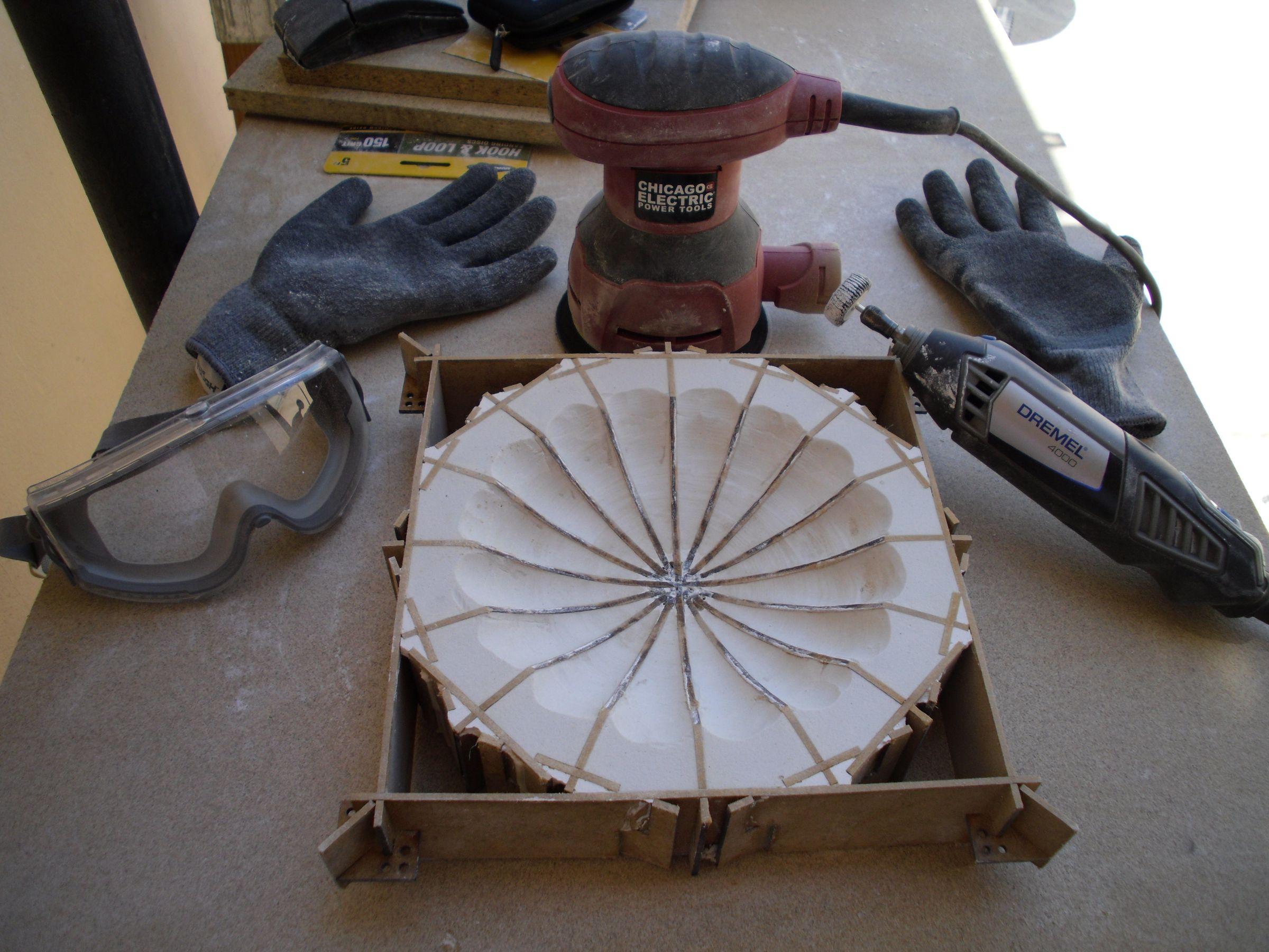 DIY - Holographic Parabolic Mirrors - the Mirascope : 8 Steps (with ...