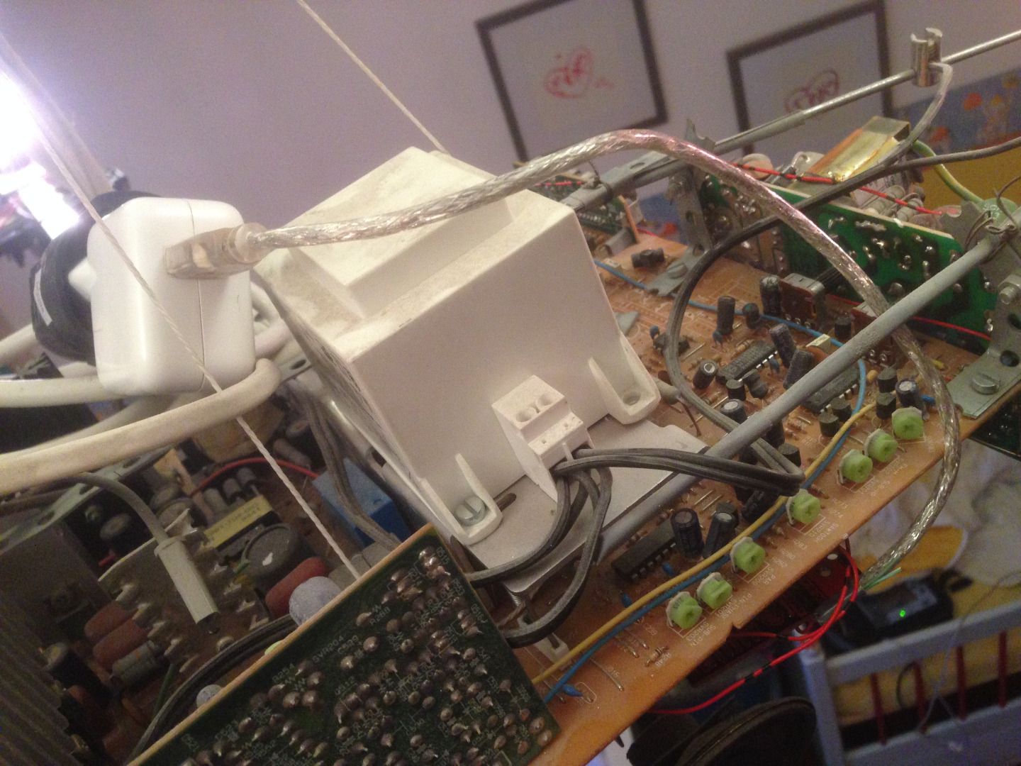 Circuit Board Ceiling Lamp W/ Blinkenlights : 5 Steps (with Pictures ...