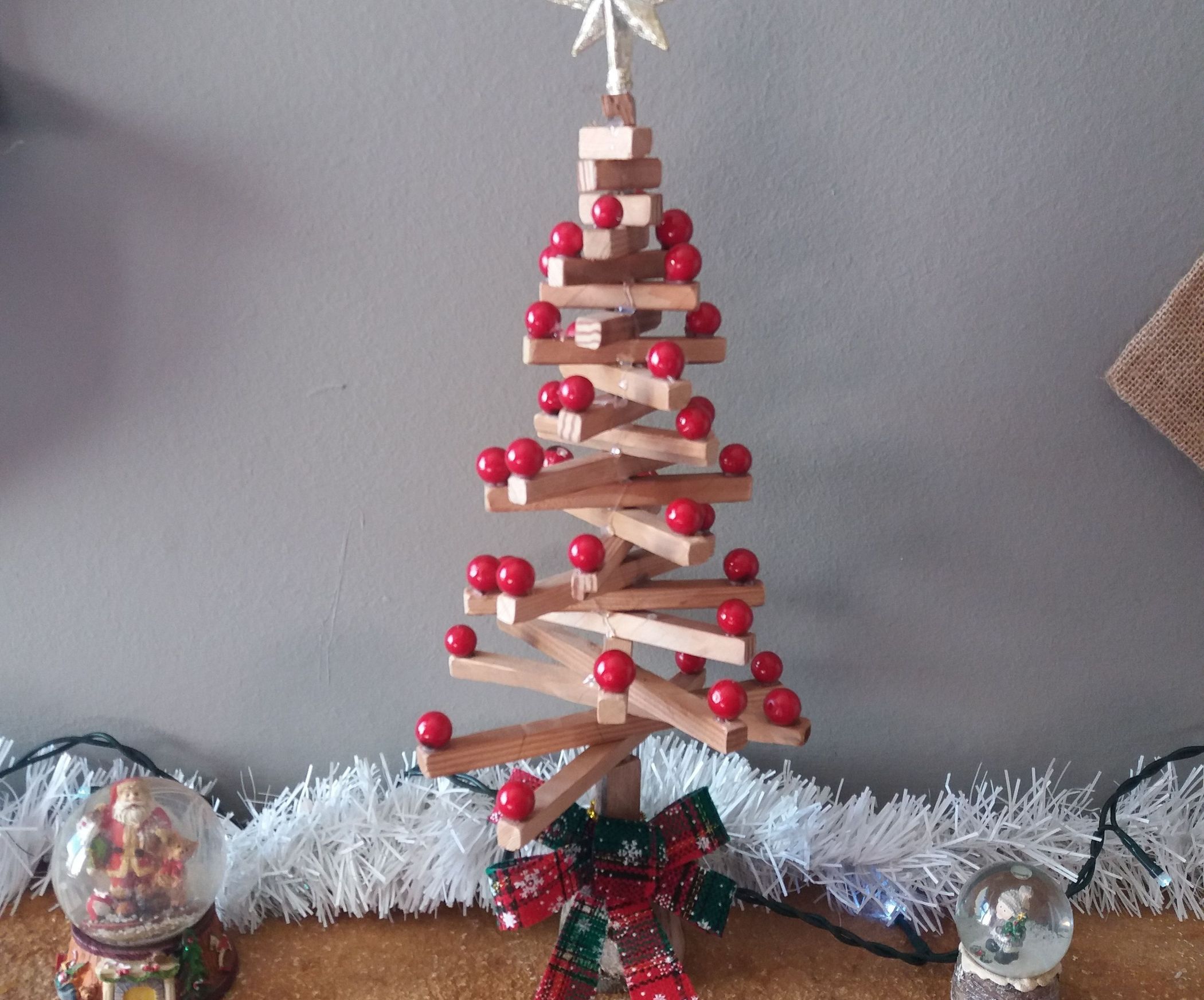 Christmas Tree From Scrap Wood : 4 Steps - Instructables