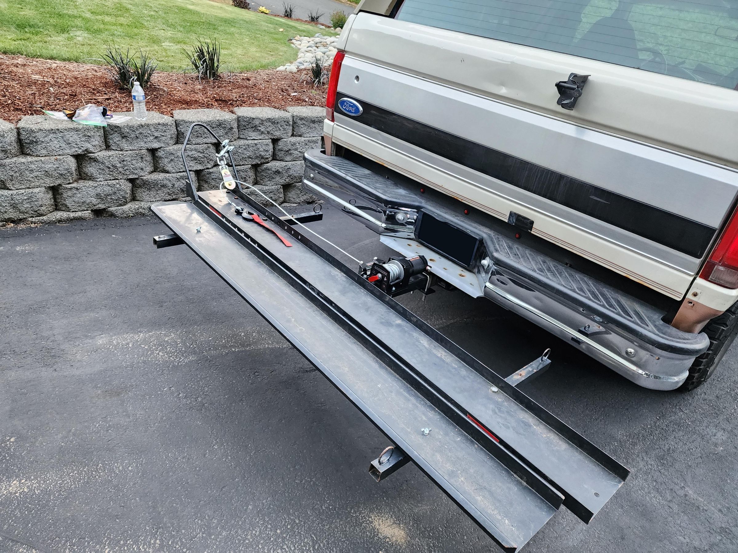 DIY Winch Assisted Motorcycle Hitch Carrier (No-Weld) : 6 Steps (with ...