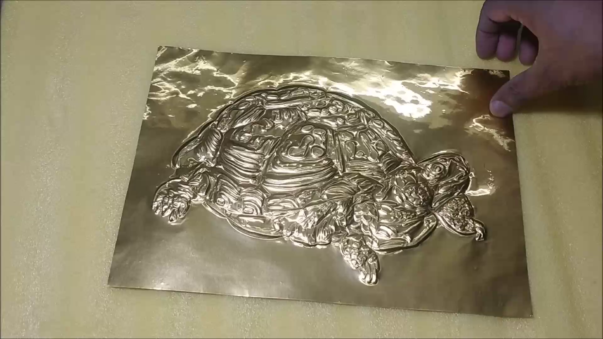 How to Make Turtle Embossed Painting|Metal Art : 4 Steps - Instructables