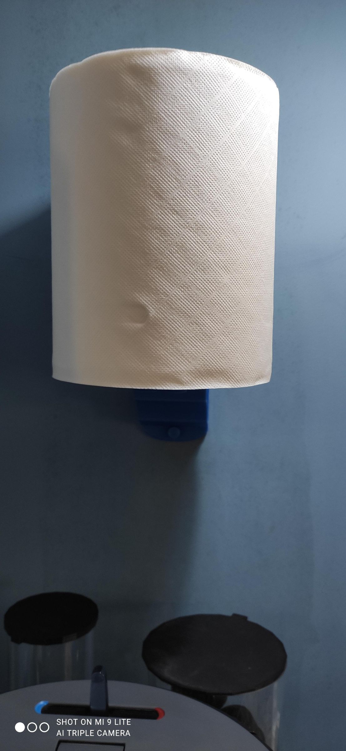 BIG PAPER ROLL SUPPORT/SOPORTE ROLLO DE PAPEL - Instructables