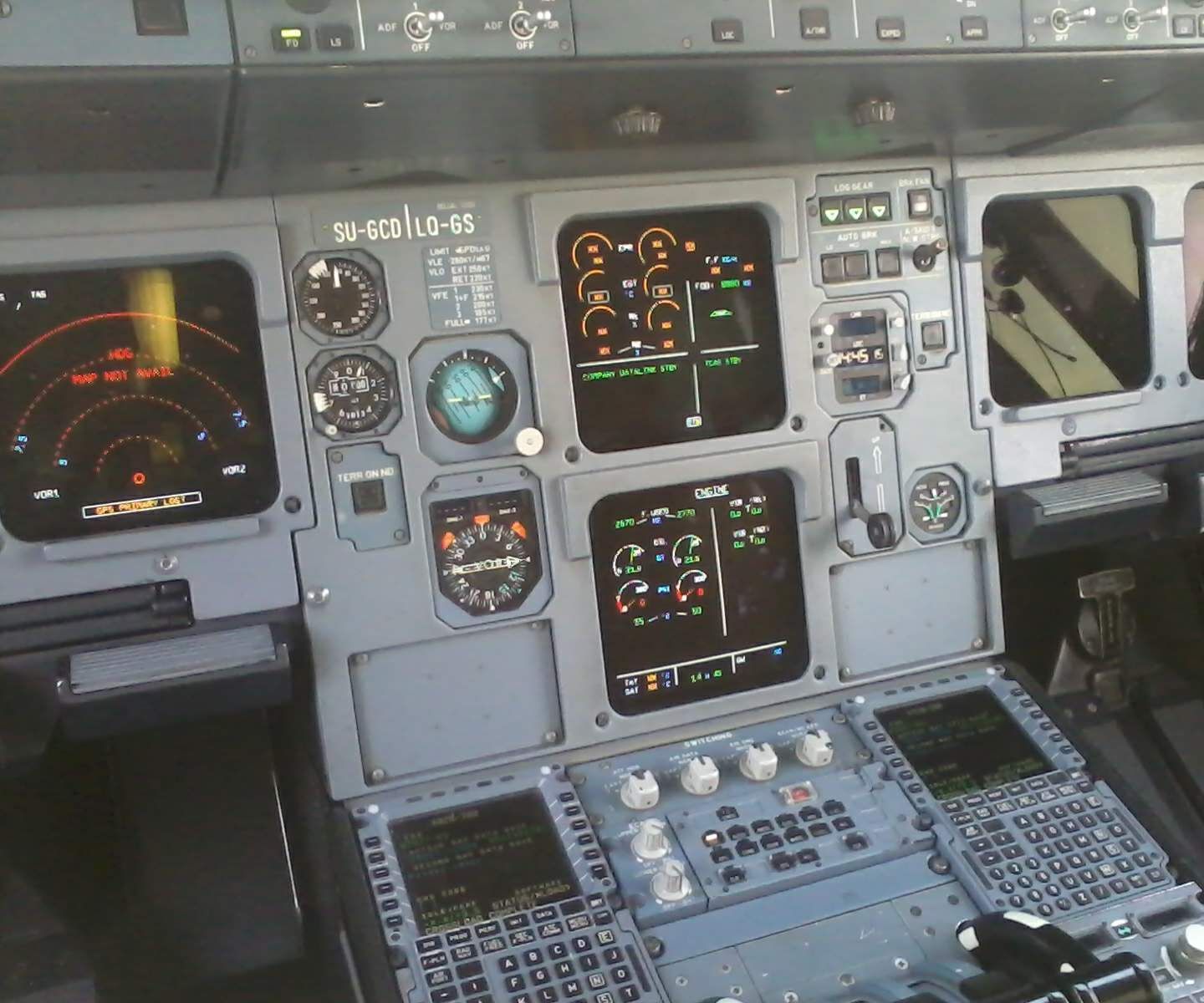 A320 NAV Database Update : 4 Steps (with Pictures) - Instructables