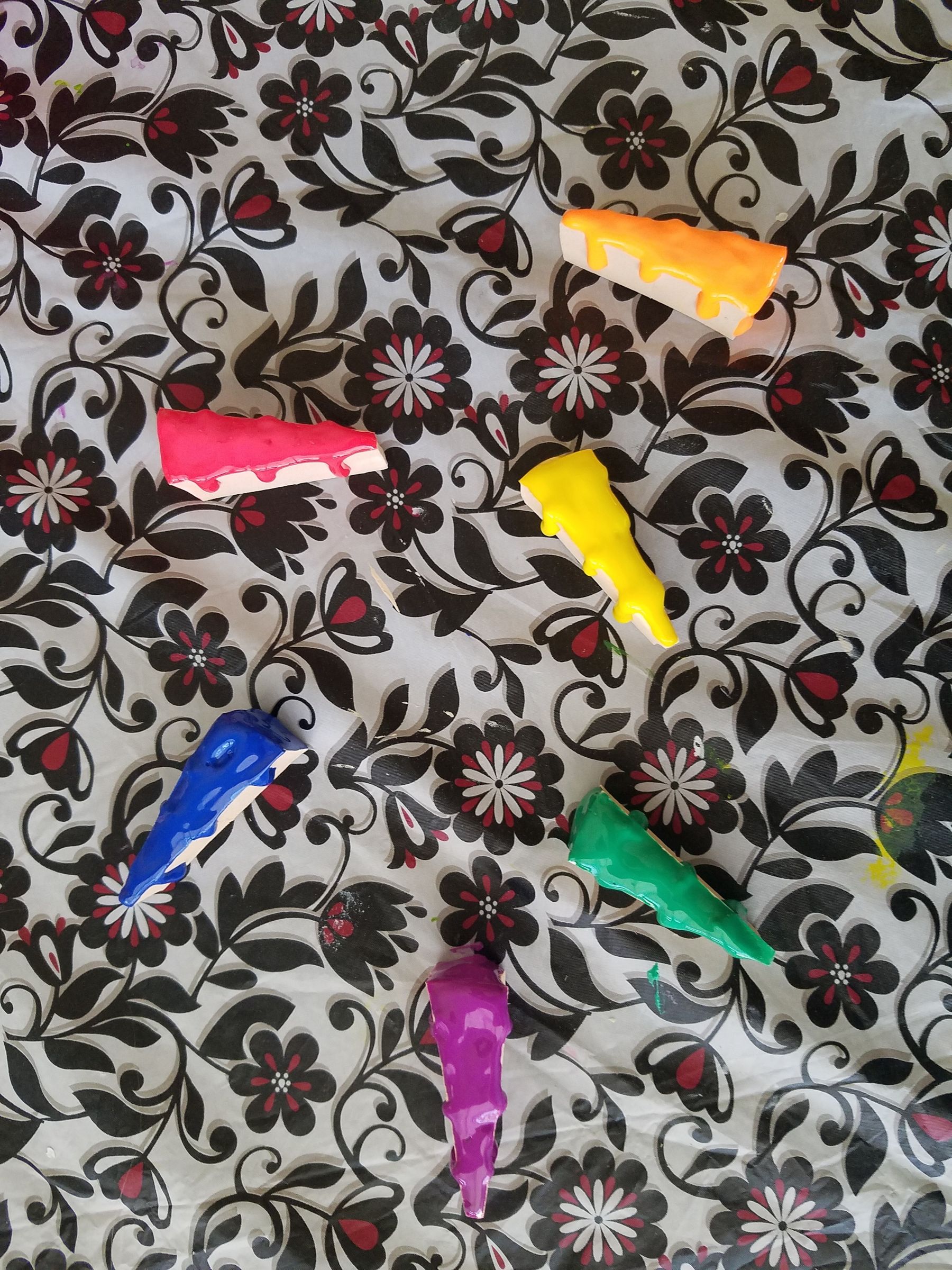 How to Make Mini Squishy Cakes Out of Makeup Sponges : 3 Steps ...