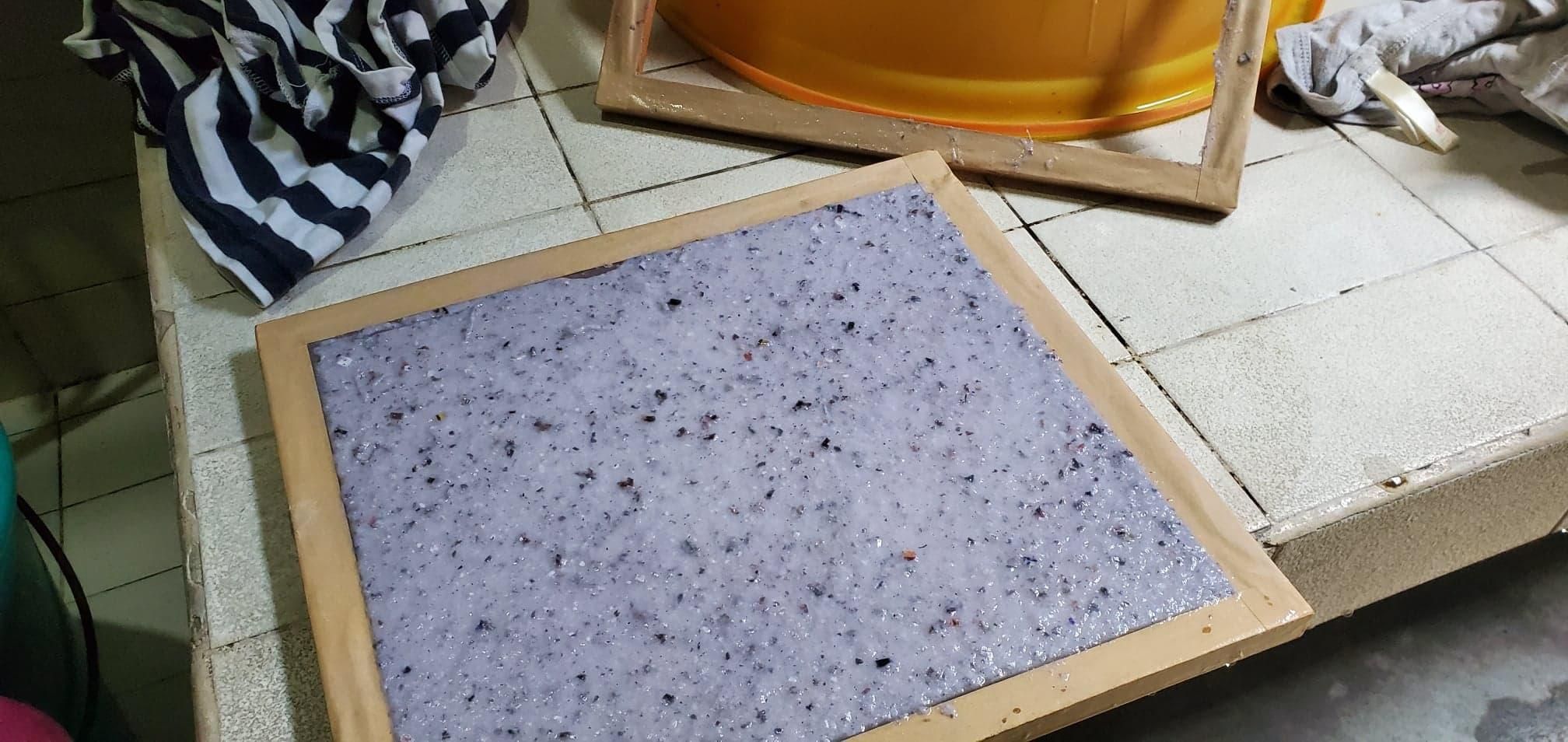 How to Make Paper Out of Recycled Paper : 5 Steps - Instructables