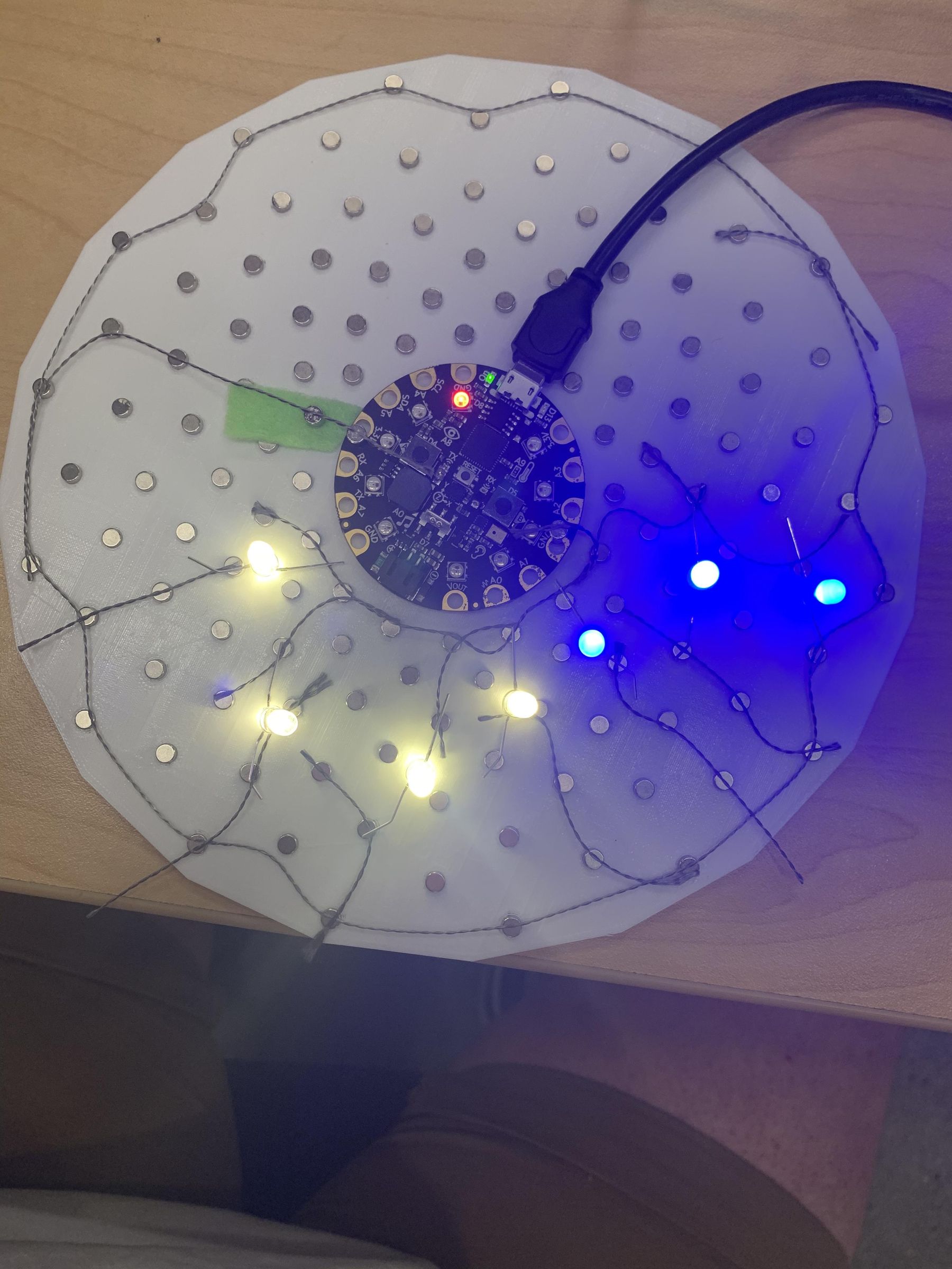Constellation Conductive Thread Circuit : 4 Steps - Instructables