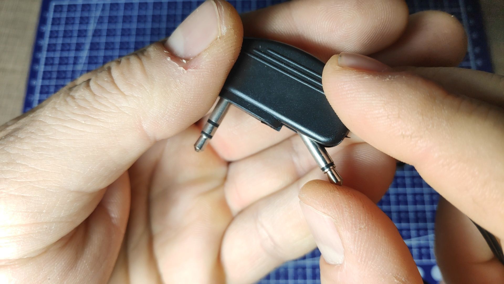 Stereo to Mono Audio Cable : 4 Steps - Instructables