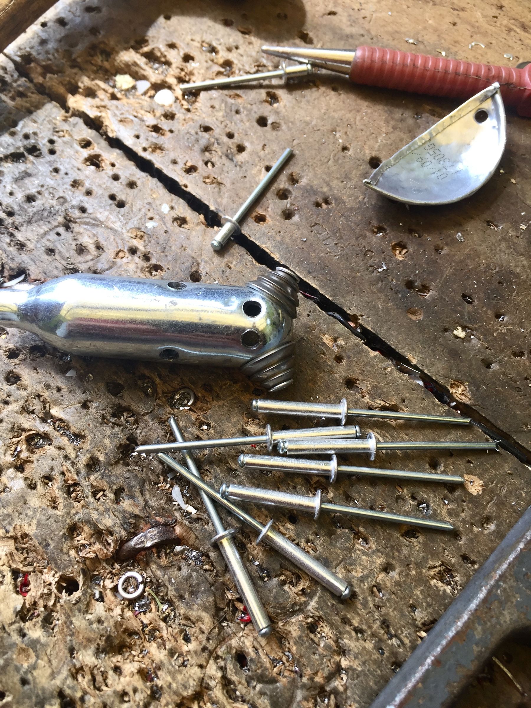 Recycled Metal Bug : 14 Steps (with Pictures) - Instructables