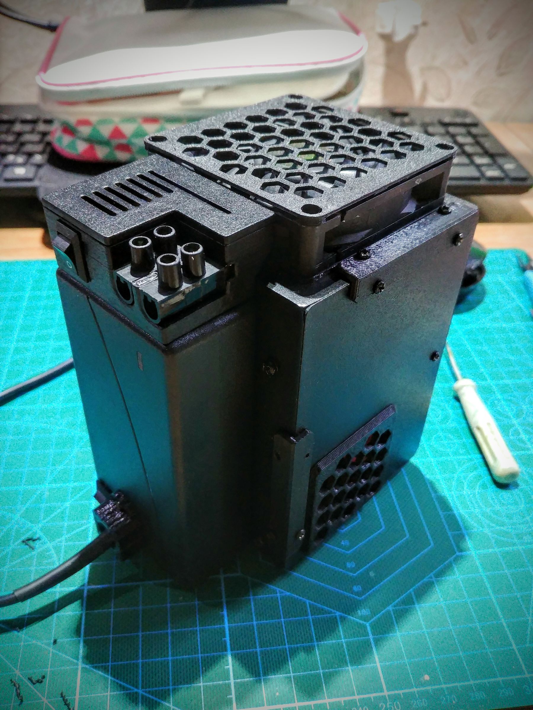 Simple and Small Programmable Lab Power Supply : 8 Steps (with Pictures ...