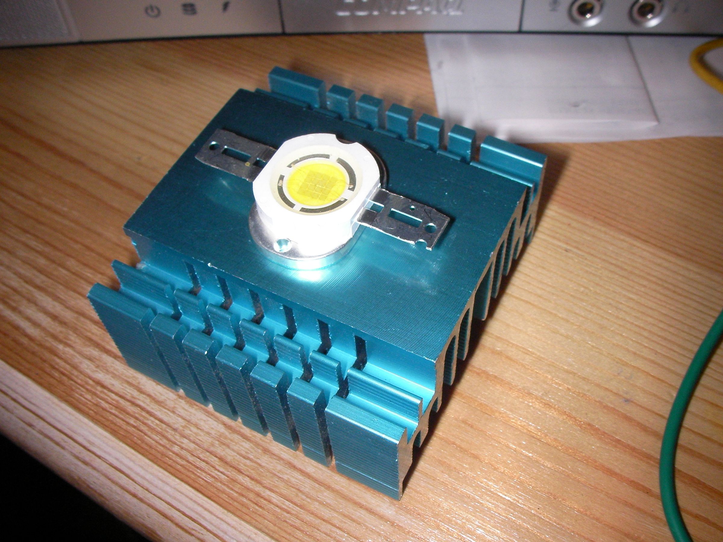 How to Make a Small DIY LED Projector : 7 Steps (with Pictures ...